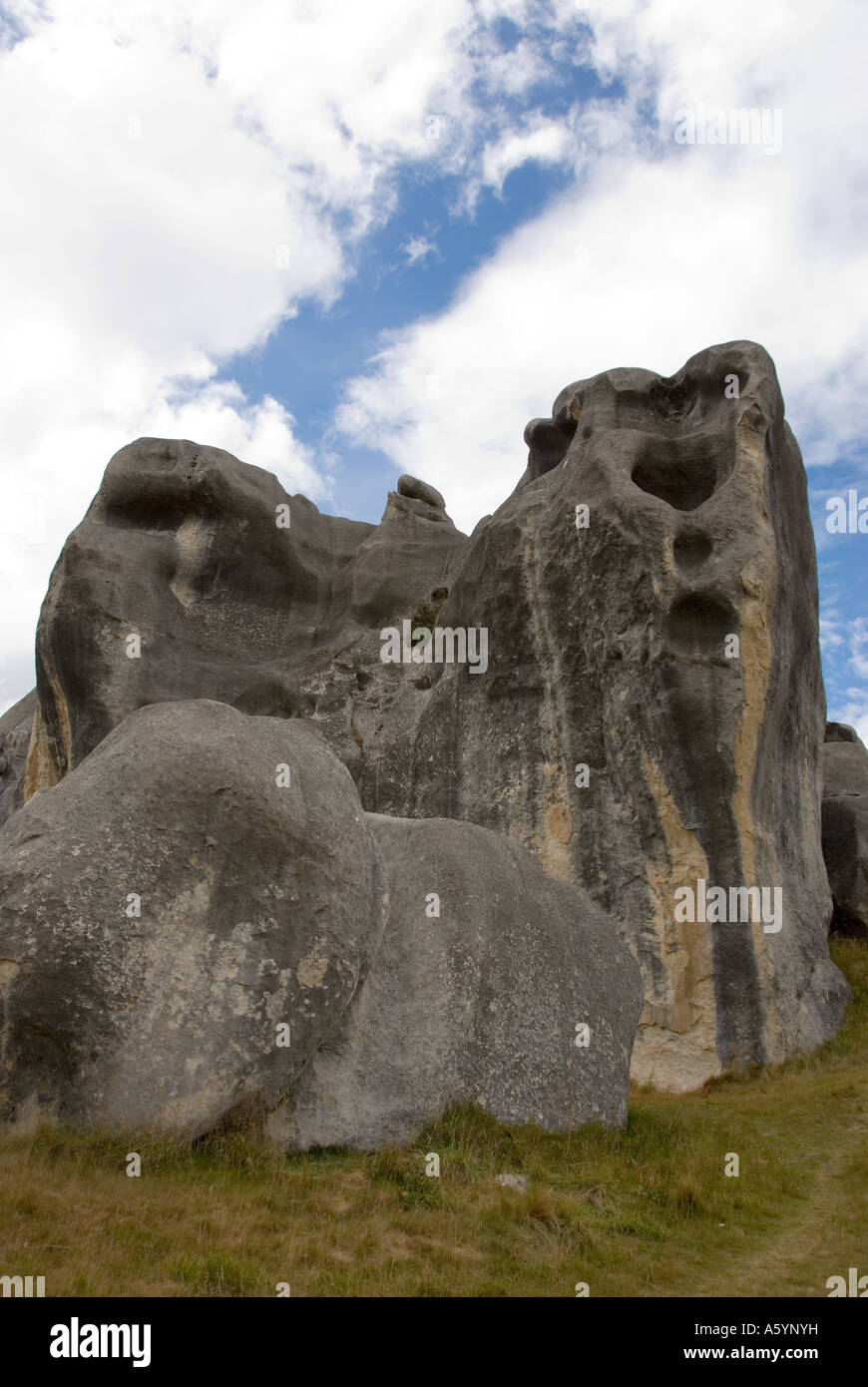 Unusual limestone rock formations at New Zealand's "Castle Hill" Rocks ...