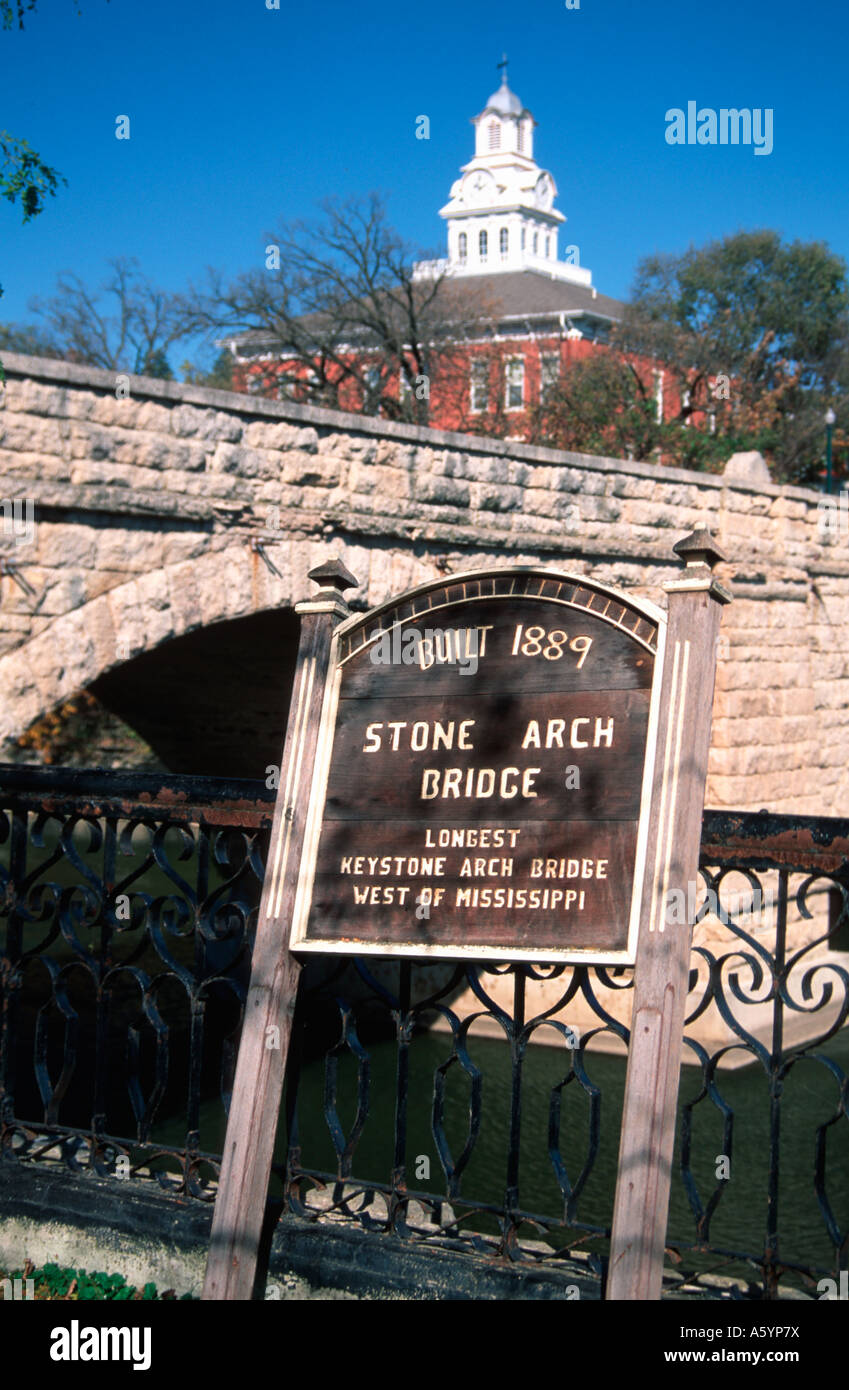 Painet iu2297 stone arch bridge turkey river elkader ia Stock Photo - Alamy