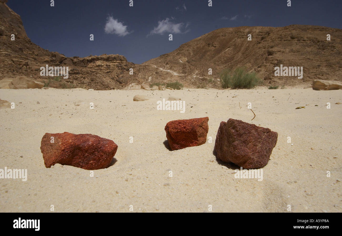 Three stones hi-res stock photography and images - Alamy