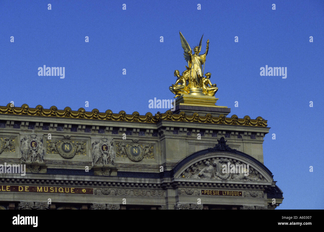 Opera houses in paris hi-res stock photography and images - Alamy