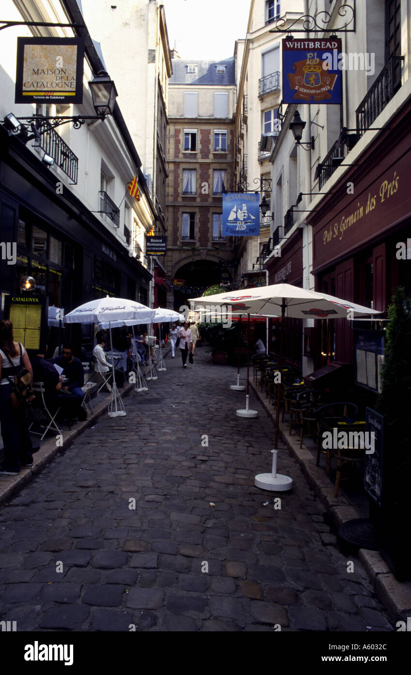Street in old Paris district France Stock Photo - Alamy