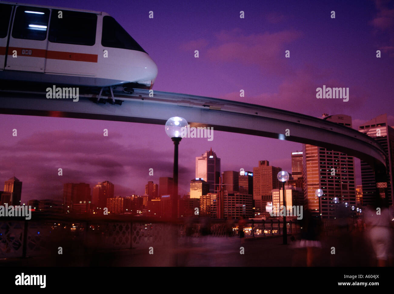 Darling harbor sydney monorail hi-res stock photography and images - Alamy