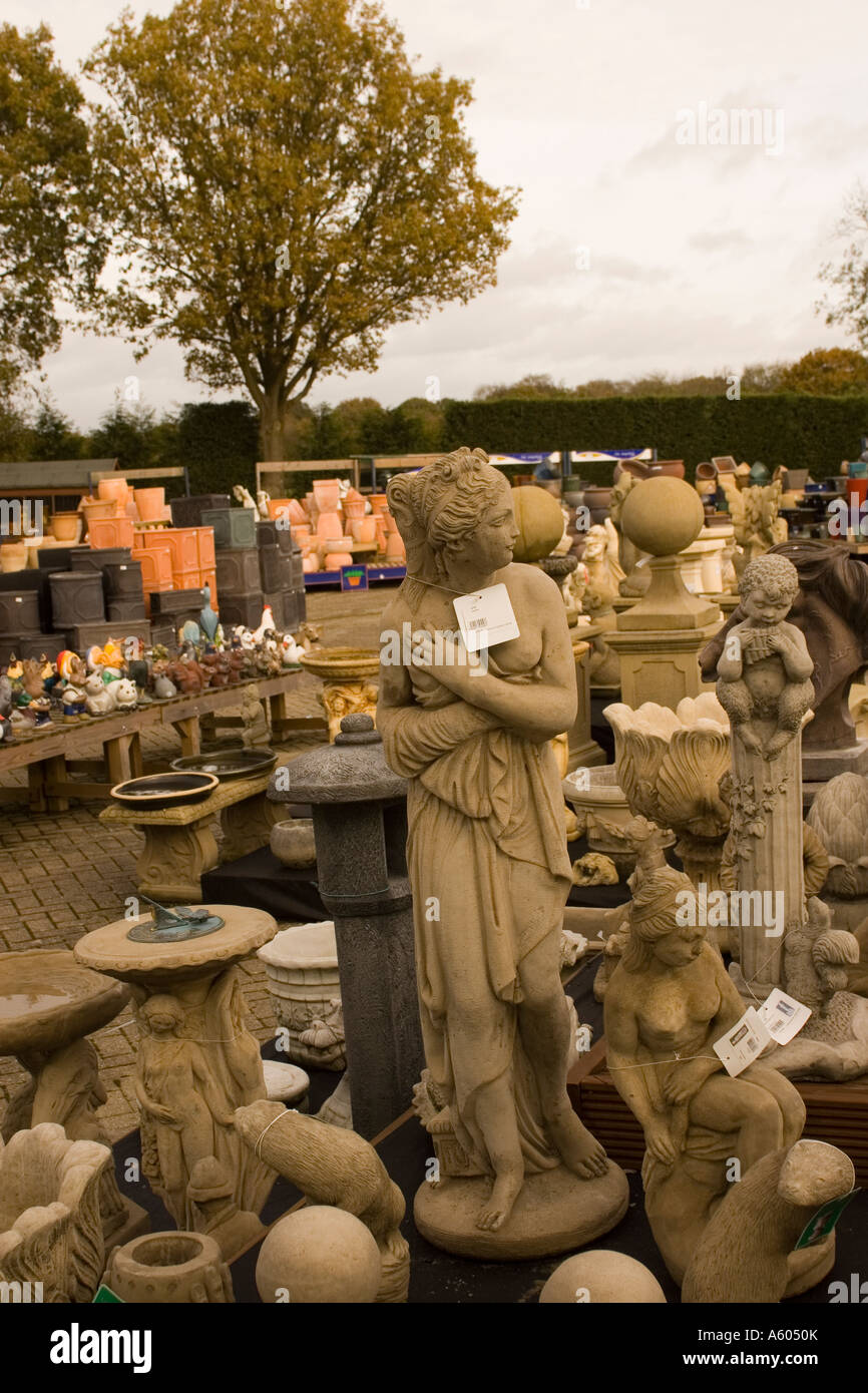 Garden centers hi-res stock photography and images - Alamy