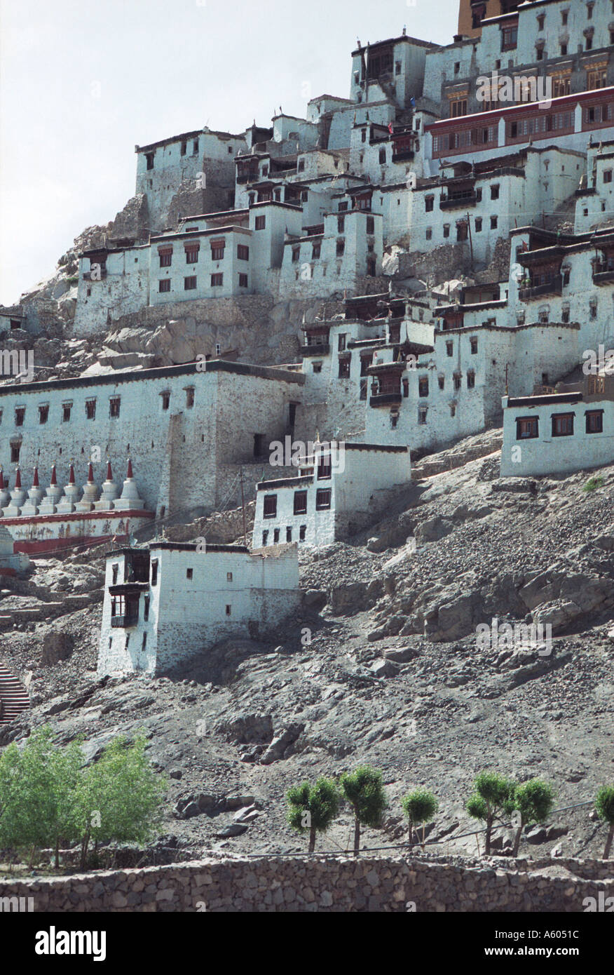 One of the most spectacular Buddhist monasteries in India Tikse Gompa ...