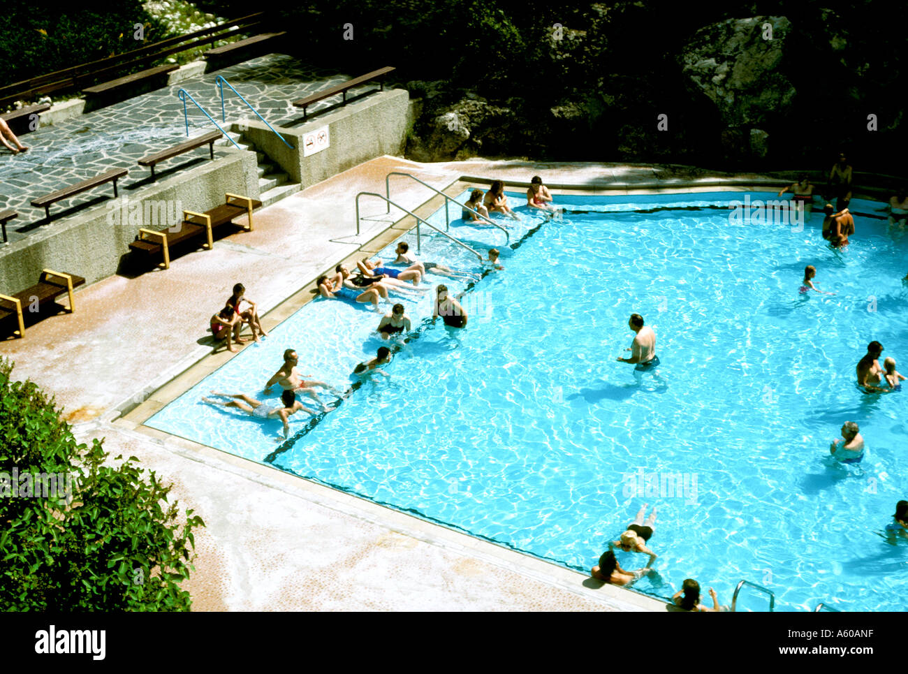 Hot springs swimming pool radium hi-res stock photography and images ...