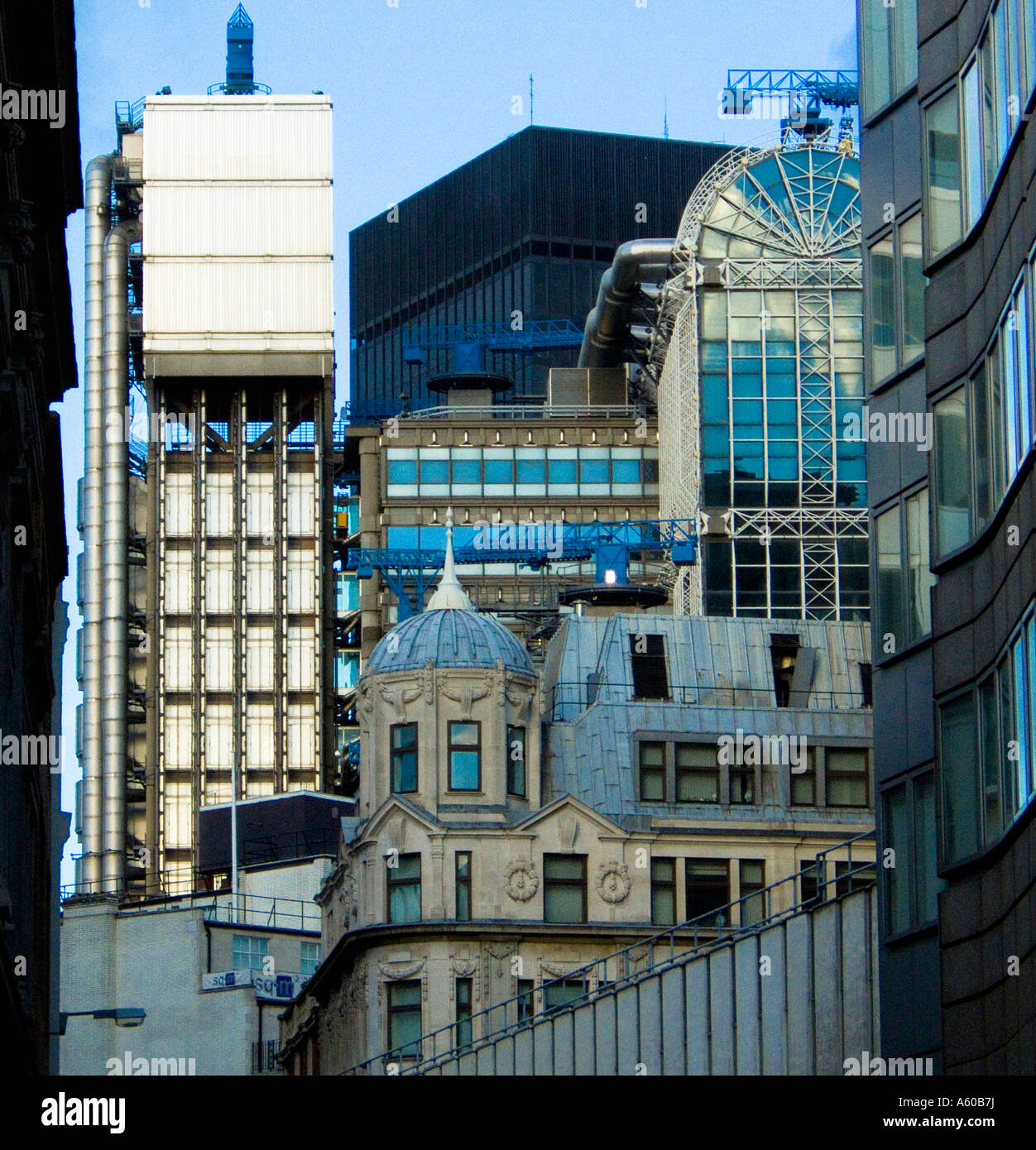 Buildings types hi-res stock photography and images - Alamy