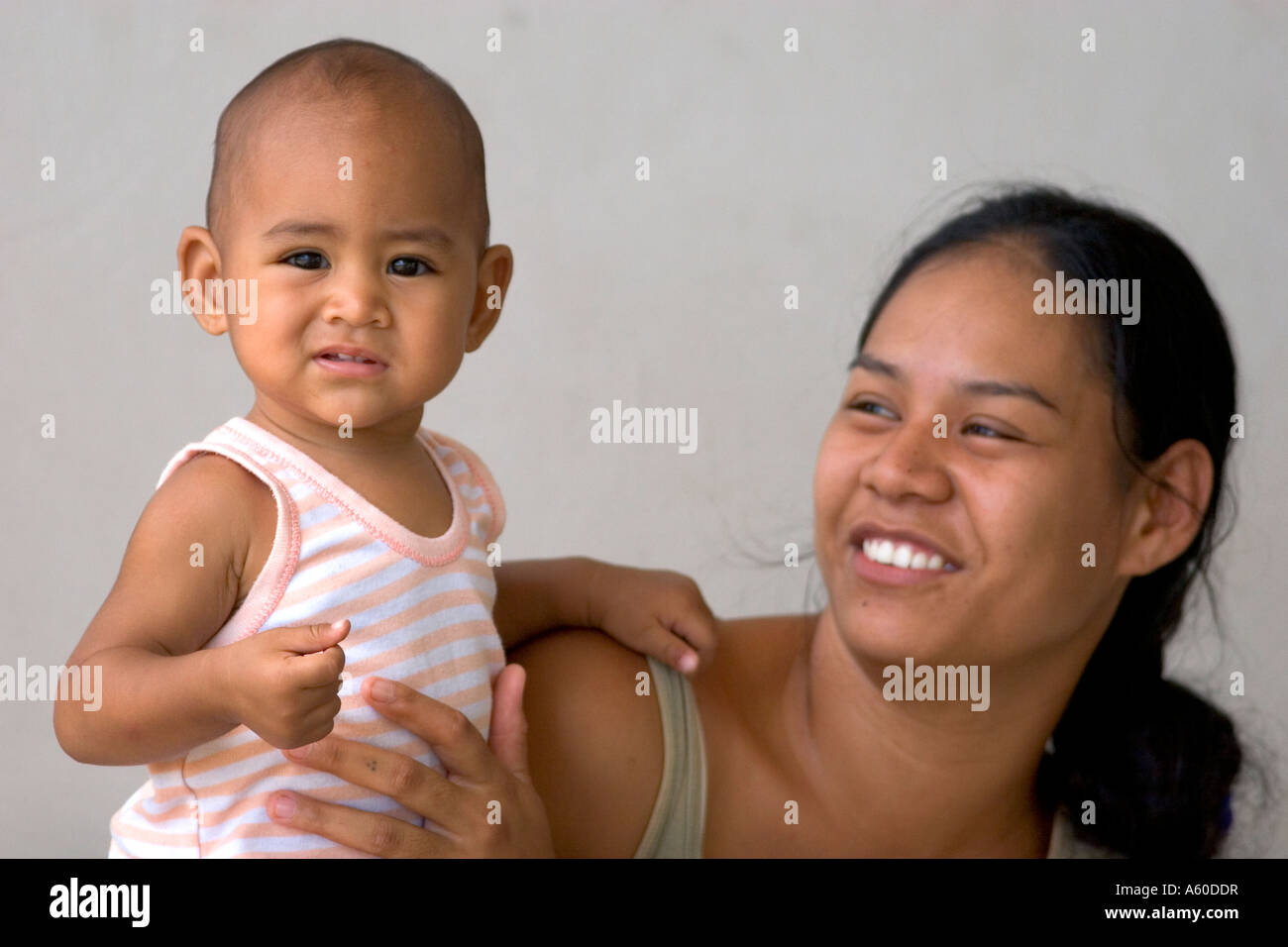 Tahitian mother and child on the island of Moorea Stock Photo - Alamy