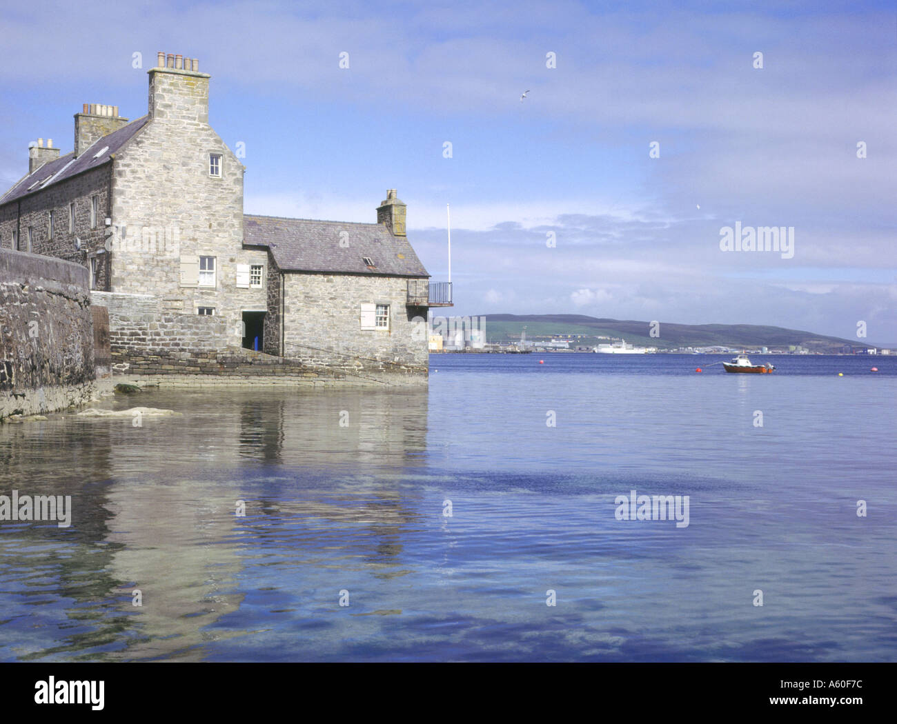 dh Lerwick harbour LERWICK SHETLAND Waterfront houses and shore ...