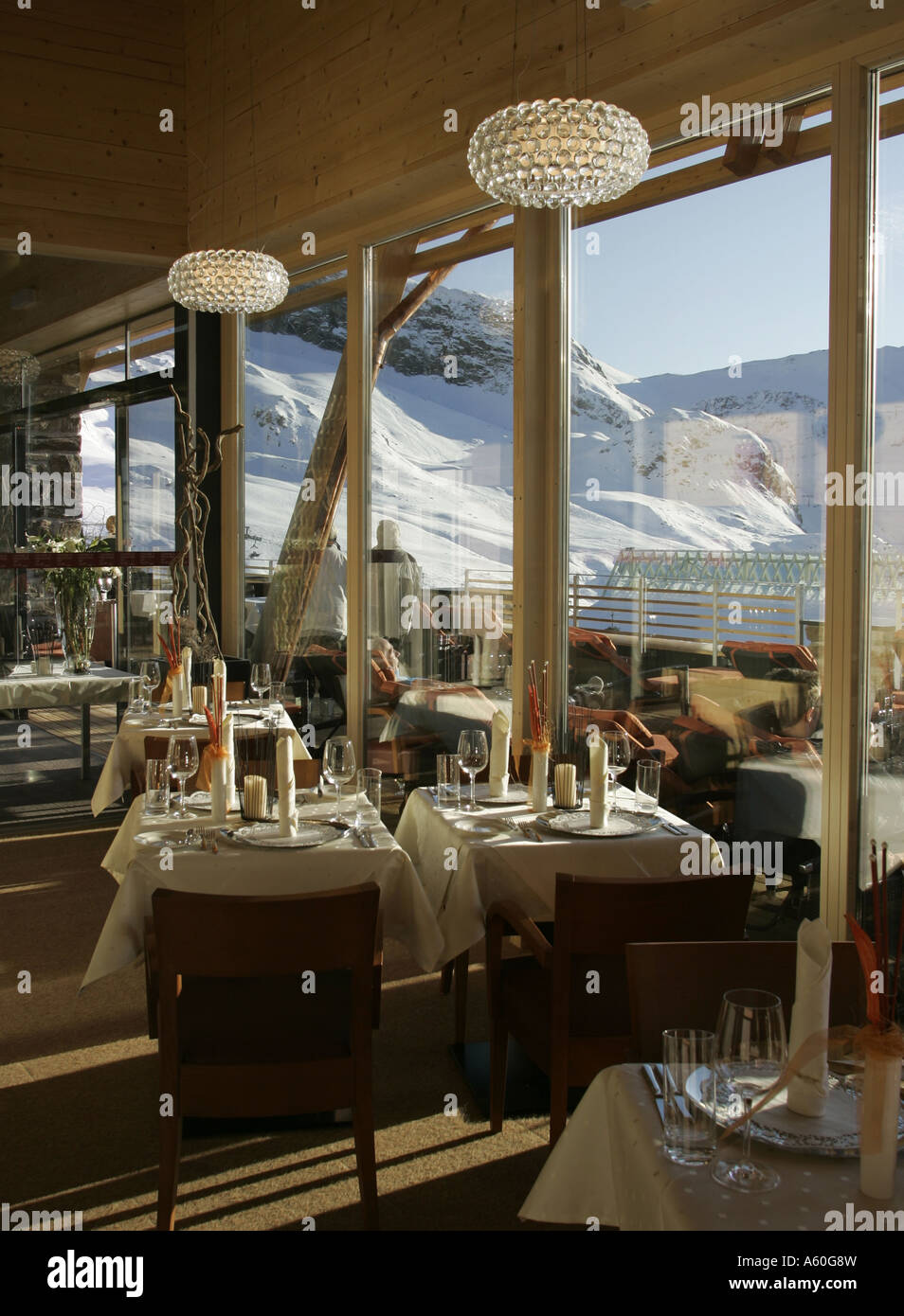 Vip restaurant hi-res stock photography and images - Alamy