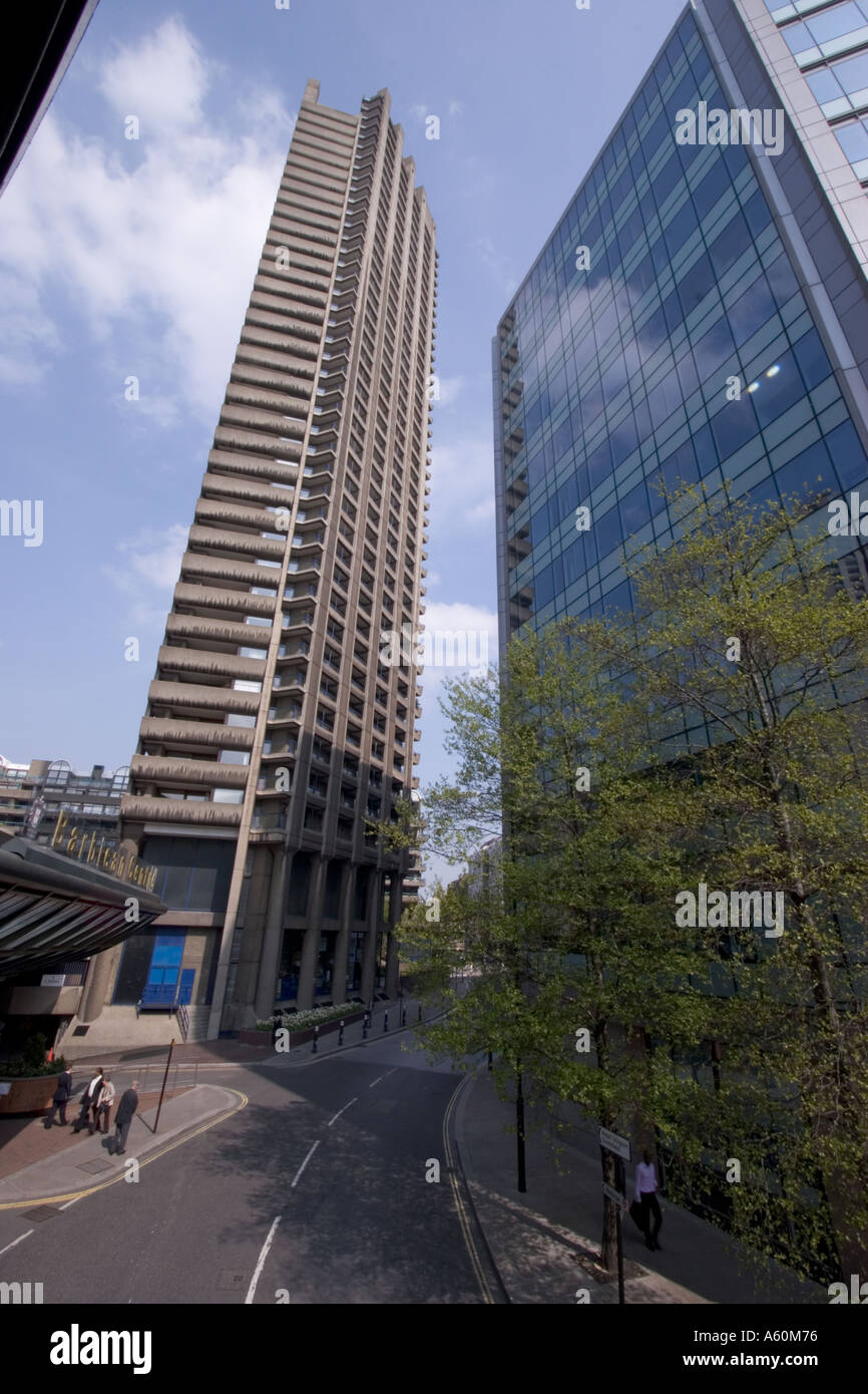 London brutalist tower block hi-res stock photography and images - Alamy