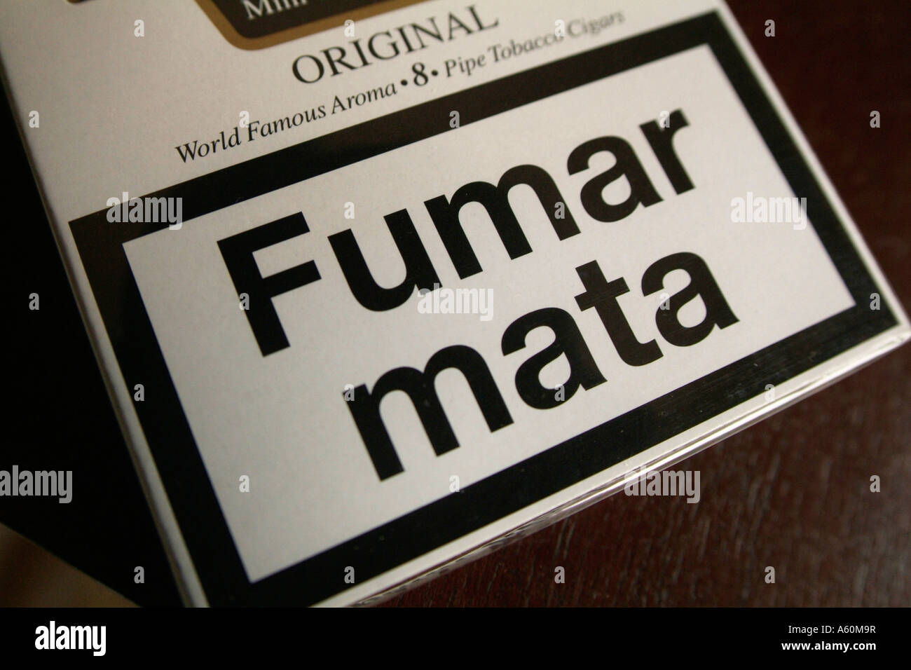 cigarillos in a box Stock Photo - Alamy