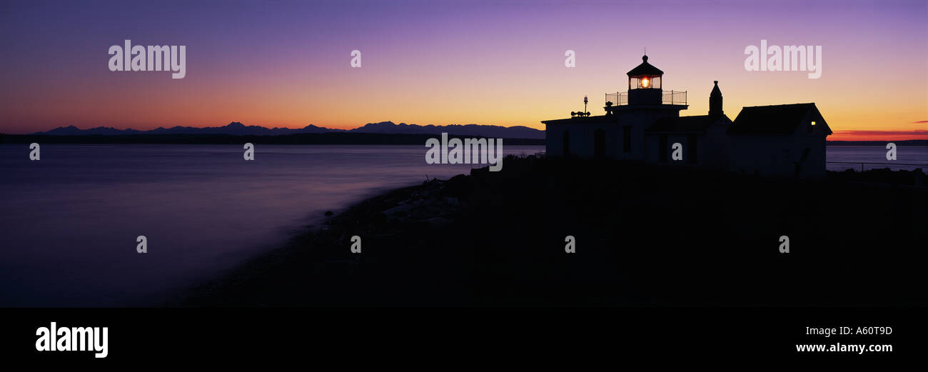 West Point Lighthouse and Olympic Mountain Range behind Puget Sound at ...