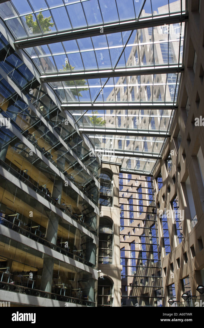 Vancouver library interior hi-res stock photography and images - Alamy