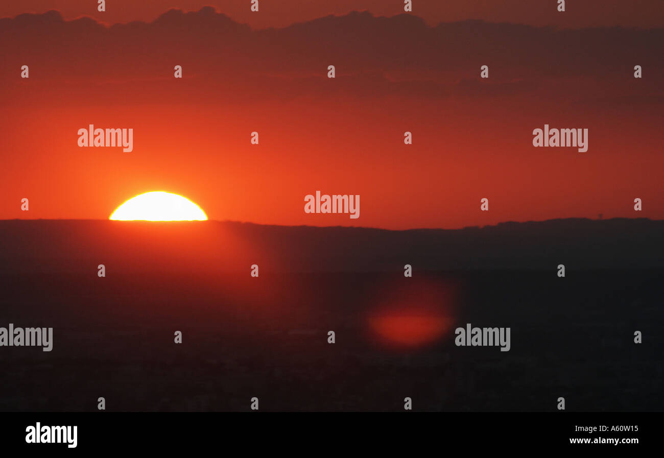 Ball of fire on the horizon hi-res stock photography and images - Alamy