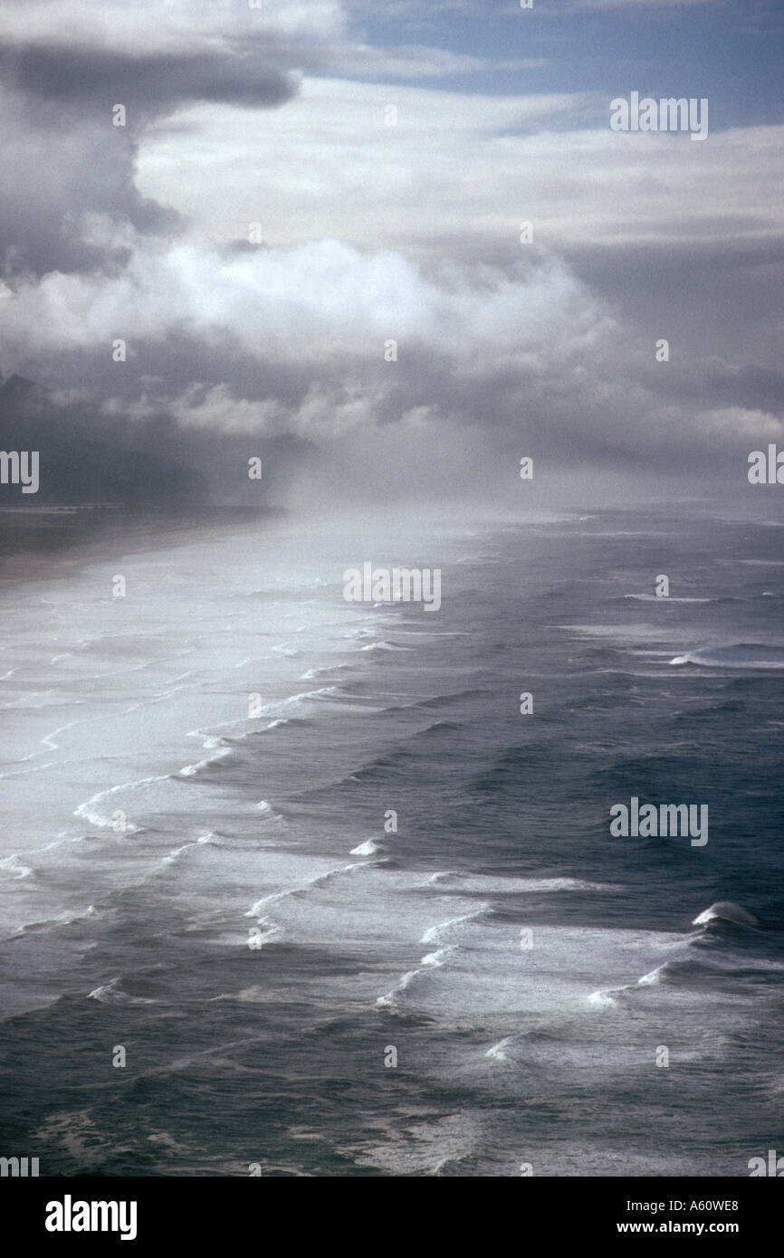 Pacific ocean waves storm aerial hi-res stock photography and images ...