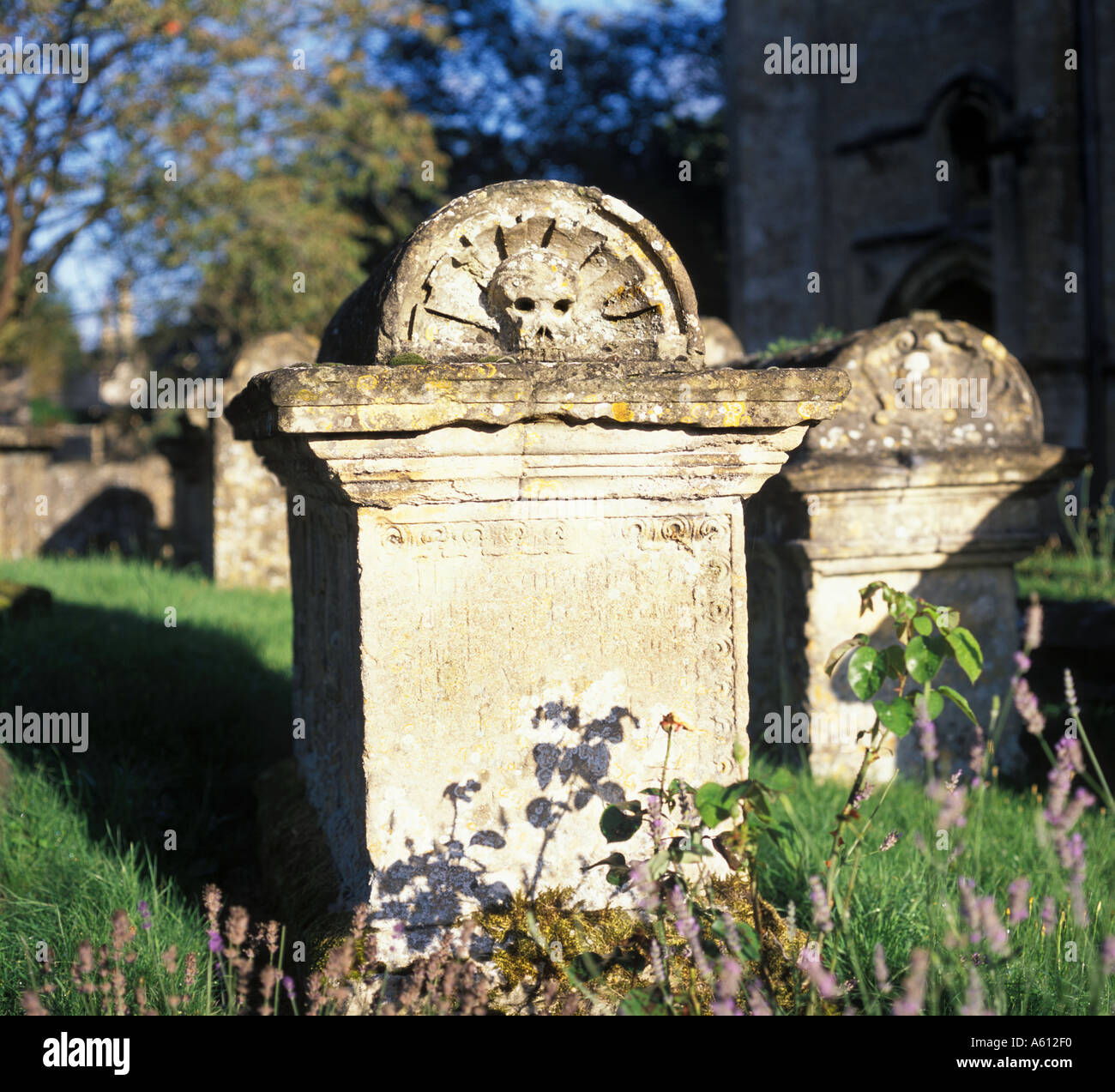 Detail of box grave in Burford cemetry Cotswolds Stock Photo - Alamy