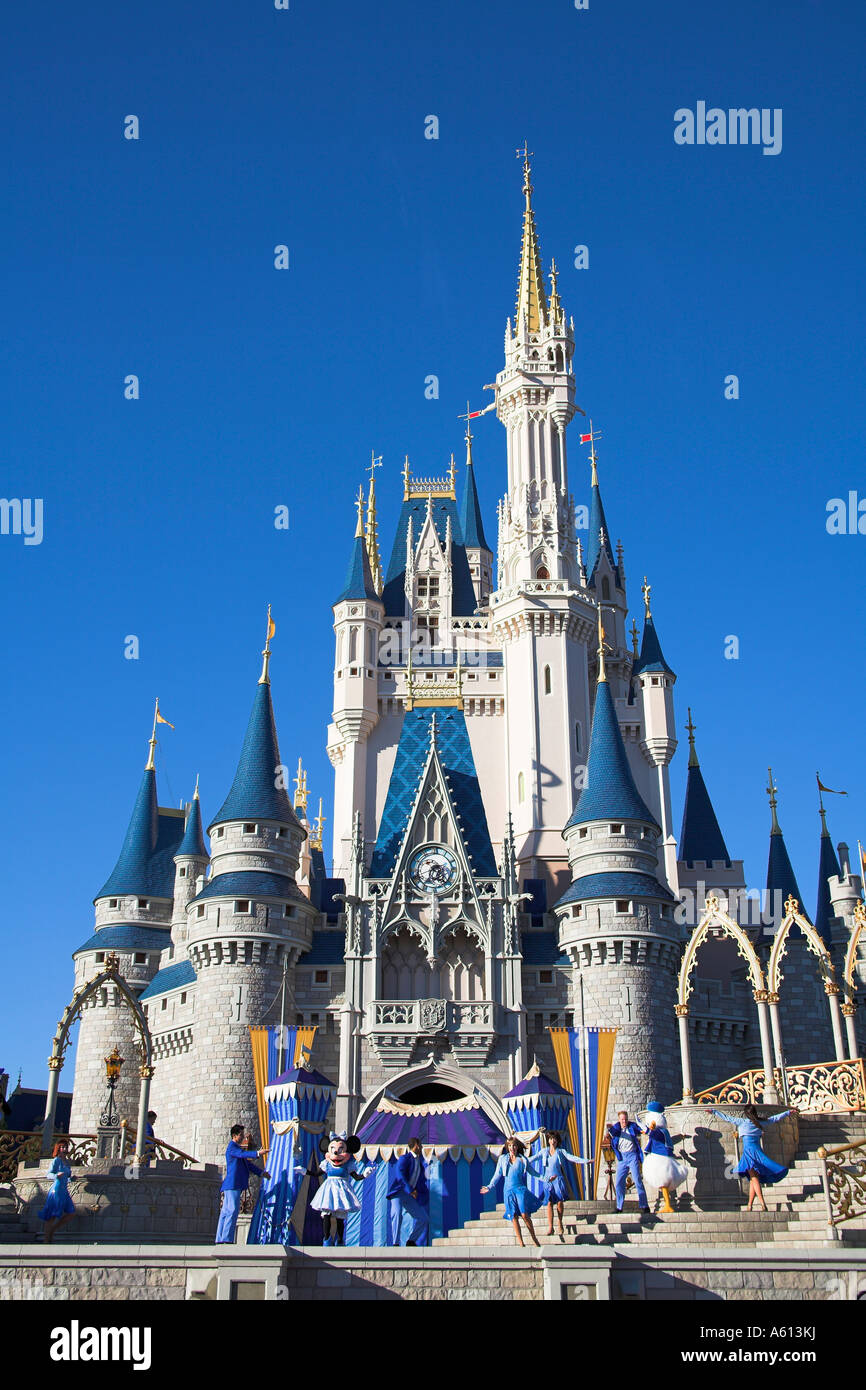 Performers on stage, Cinderella Castle, Magic Kingdom, Disney World ...
