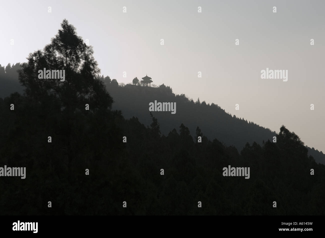 Pavilion high on the slopes of Thousand Buddha Mountain, Qianfo Shan, overlooking Jinan city ...