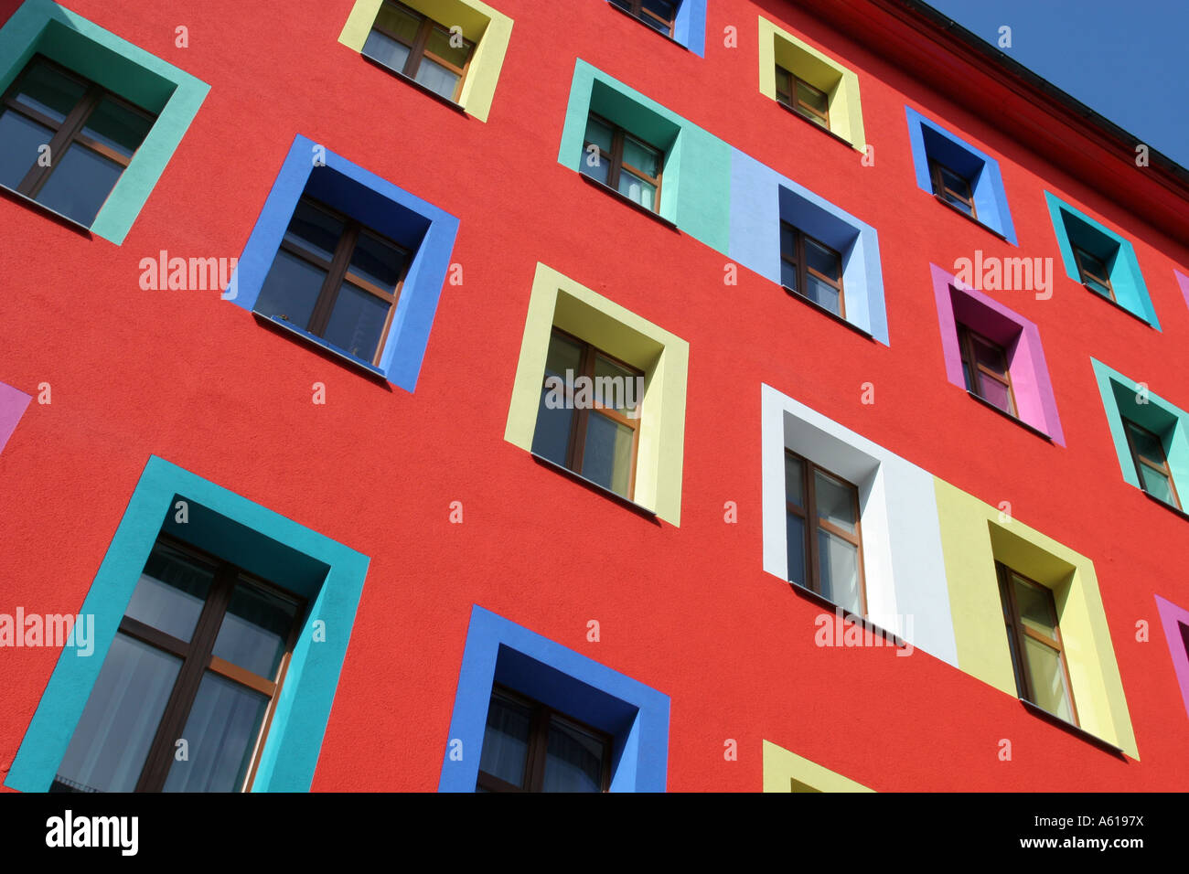 Building facade four floors hi-res stock photography and images - Alamy