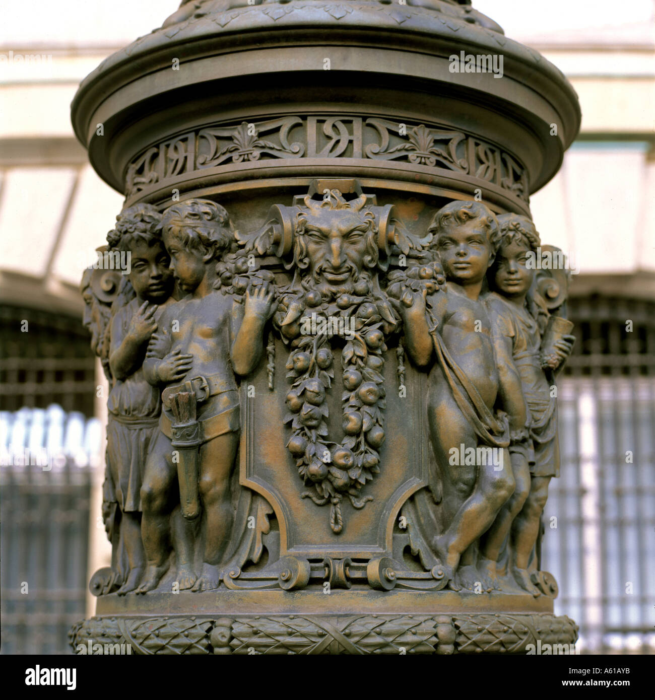 Statues on lamppost, The Reichstag, Berlin, Germany Stock Photo - Alamy