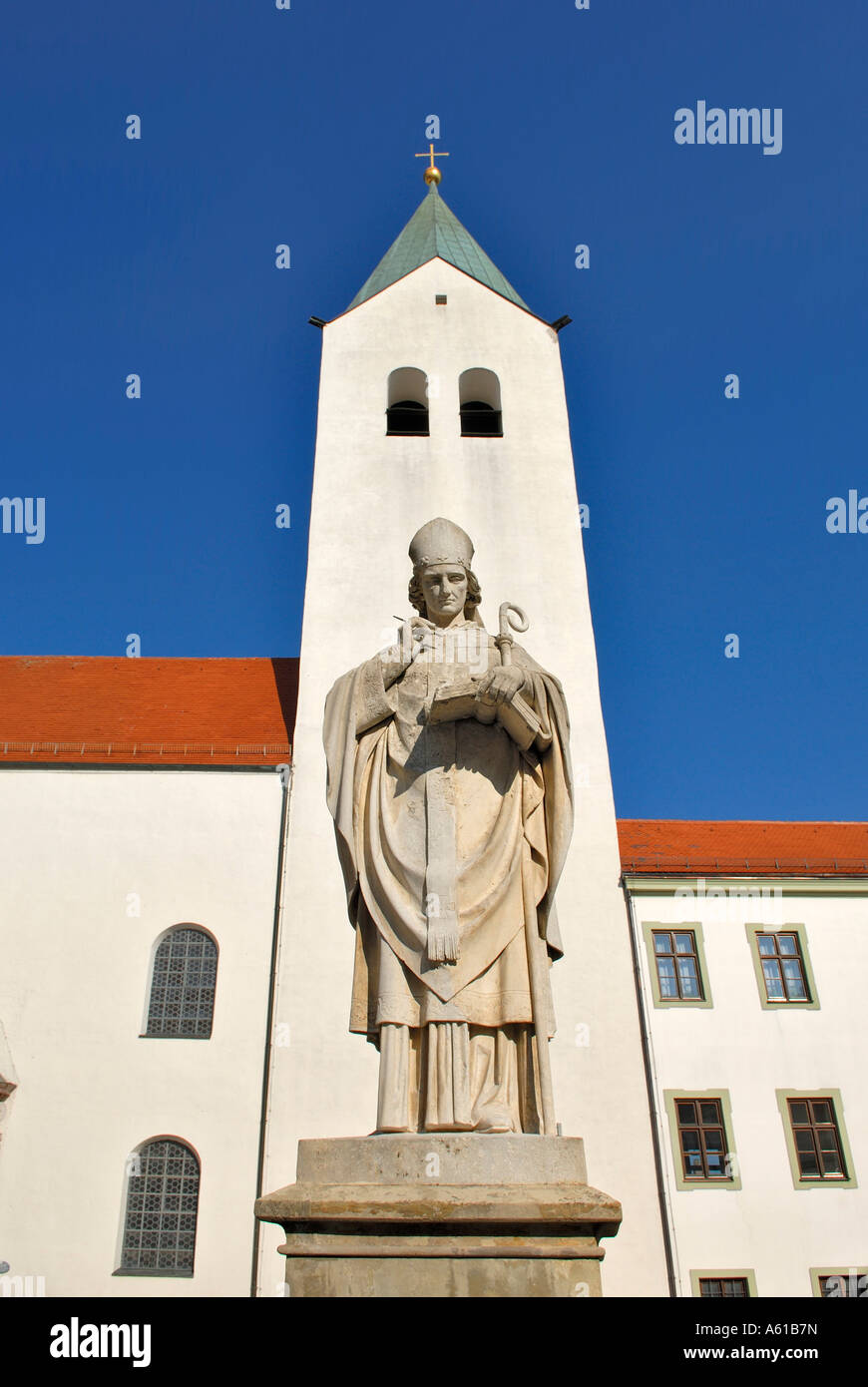 The freising cathedral hi-res stock photography and images - Alamy