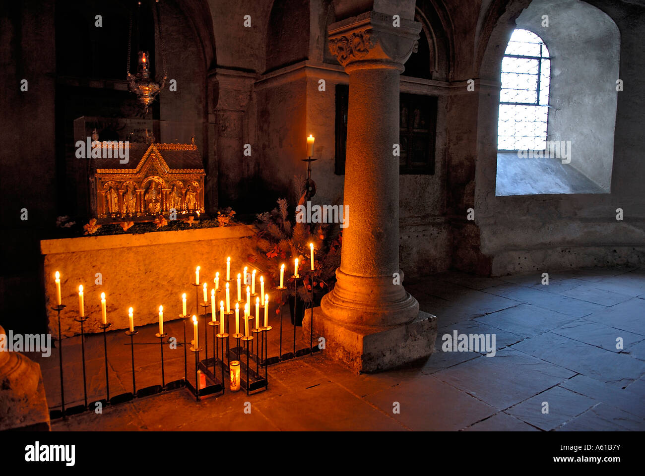 Freising cathedral interior hi-res stock photography and images - Alamy