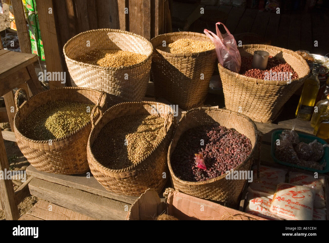Putao myanmar hi-res stock photography and images - Alamy