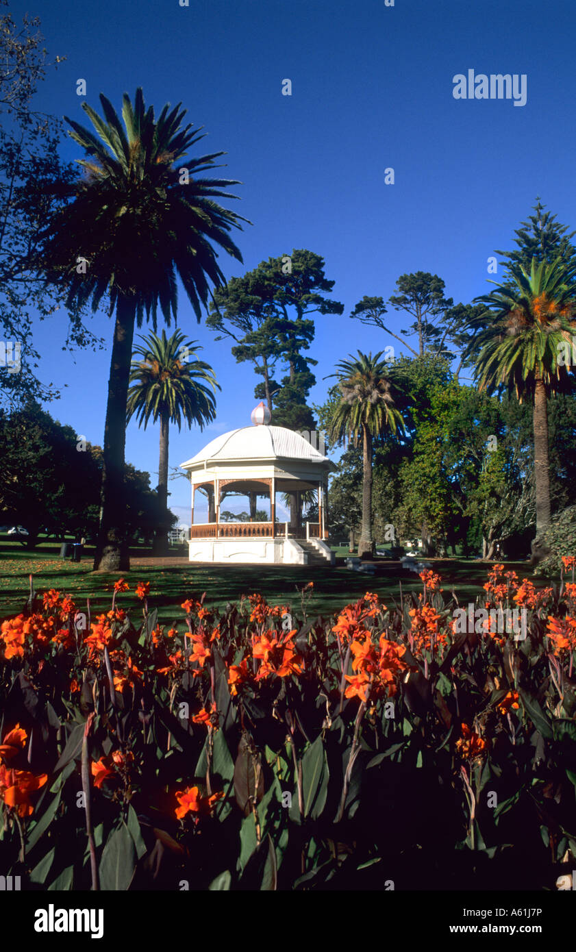 Beautiful Rotunda with flowers at The Domain Gazebo in Auckland New ...
