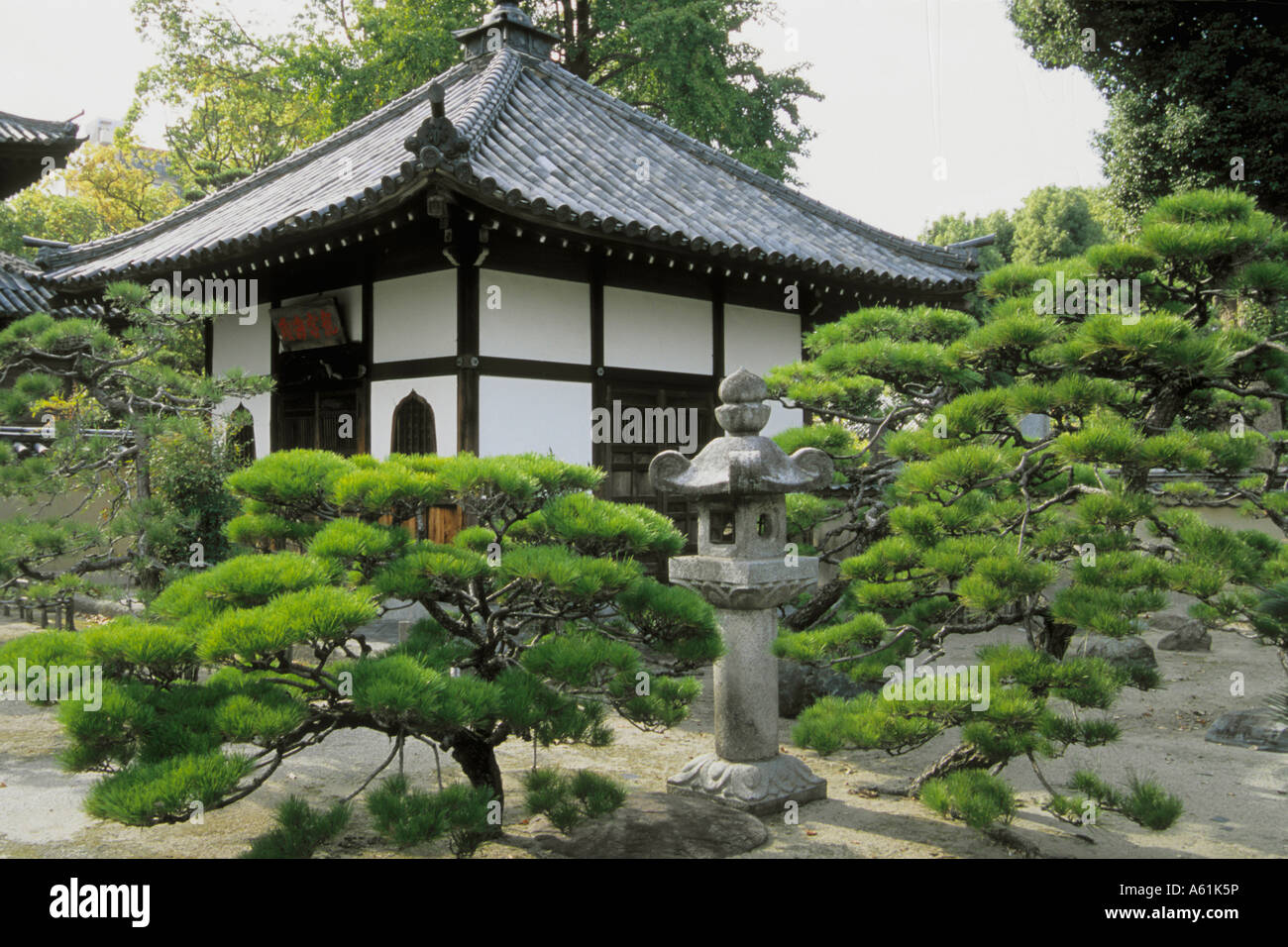 Japan Kyushu Fukuoka Shofuku ji temple Stock Photo - Alamy