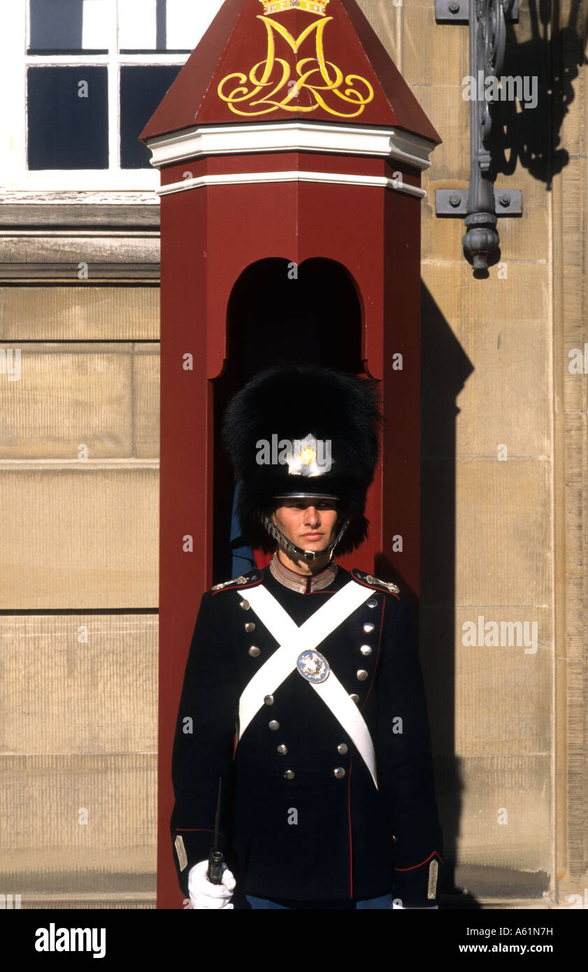 Life in Denmark with the famous Parliament with single soldier in ...