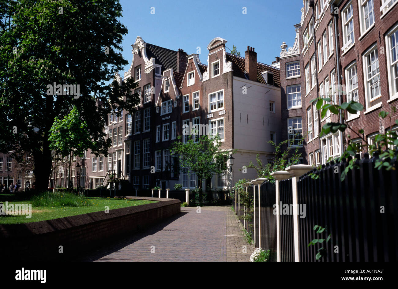 Amsterdam traditional brick built houses Stock Photo - Alamy