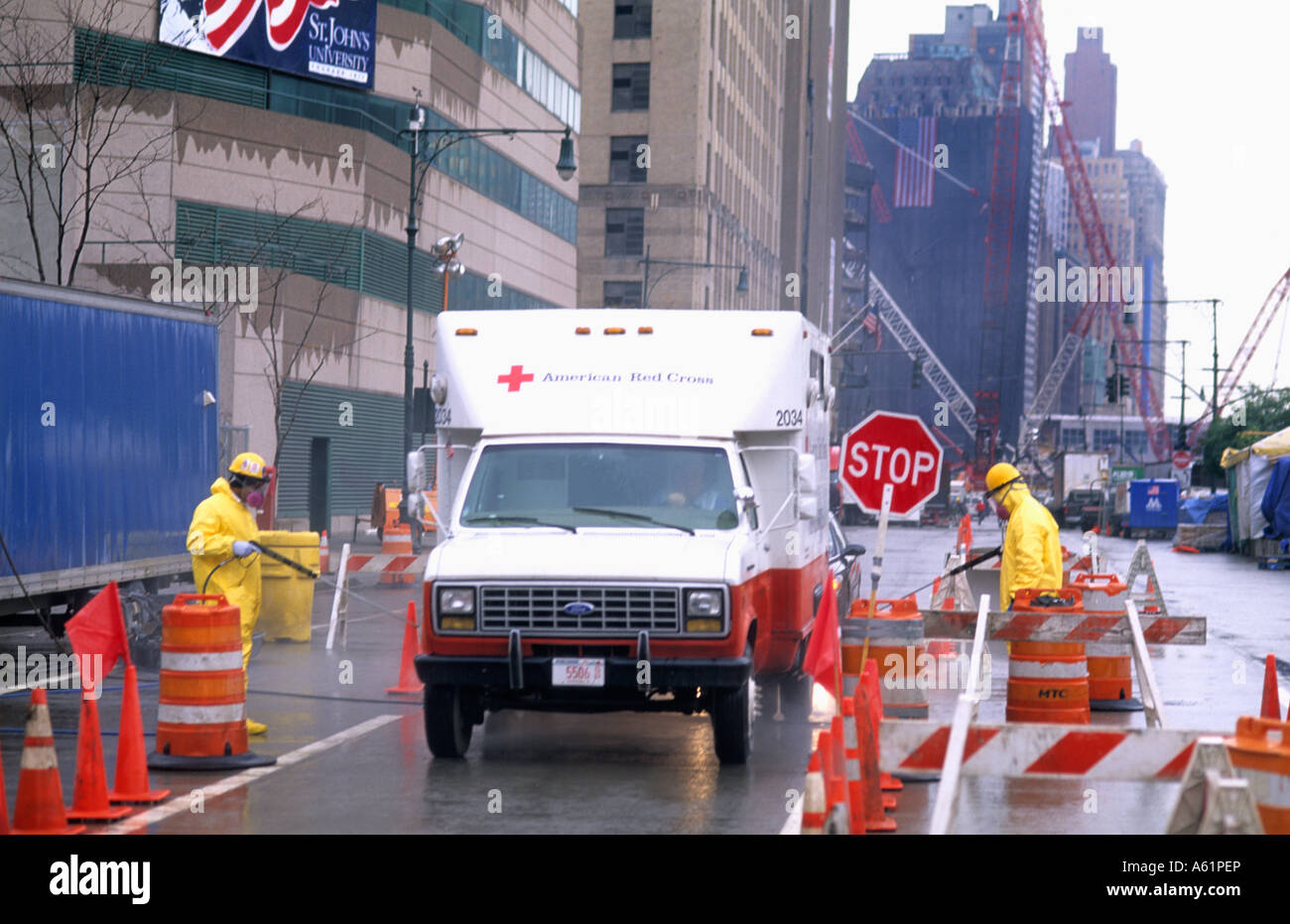The emergency cleaning of Ground Zero at World Trade Center with ...