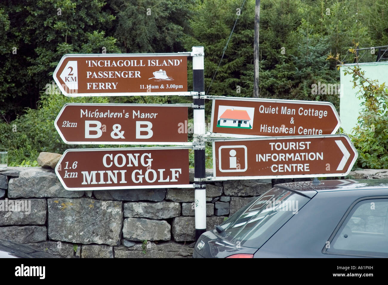 Signpost, Cong, County Mayo, Ireland Stock Photo - Alamy