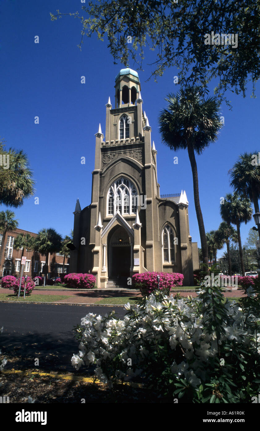 Old beautiful restored Southern town of Savannah Georgia and the ...