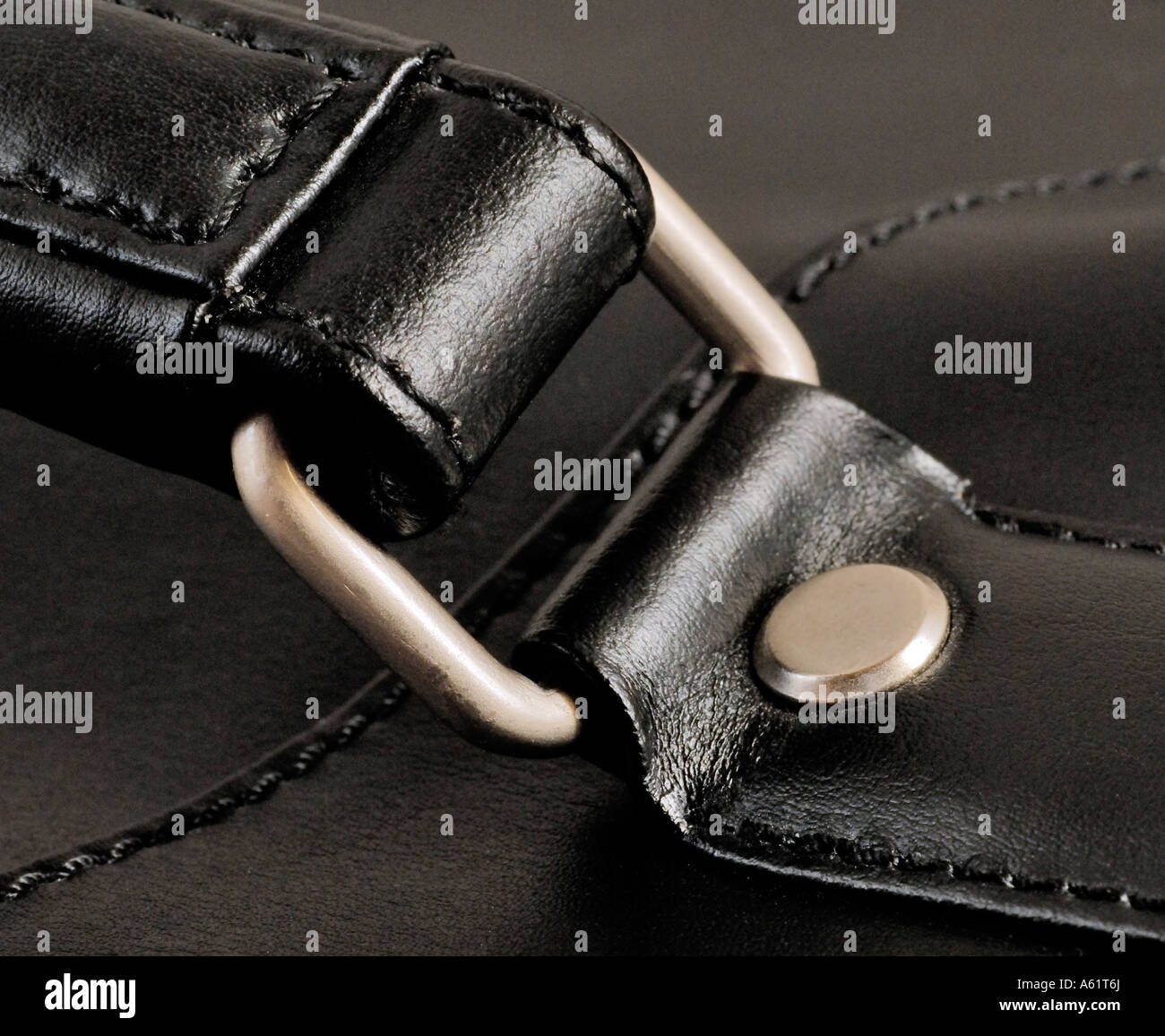 Briefcase business executive handle hi-res stock photography and images ...