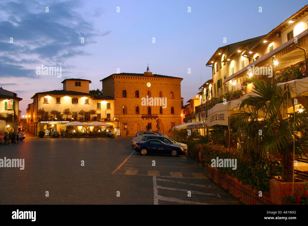 Greve in chianti square hi-res stock photography and images - Alamy