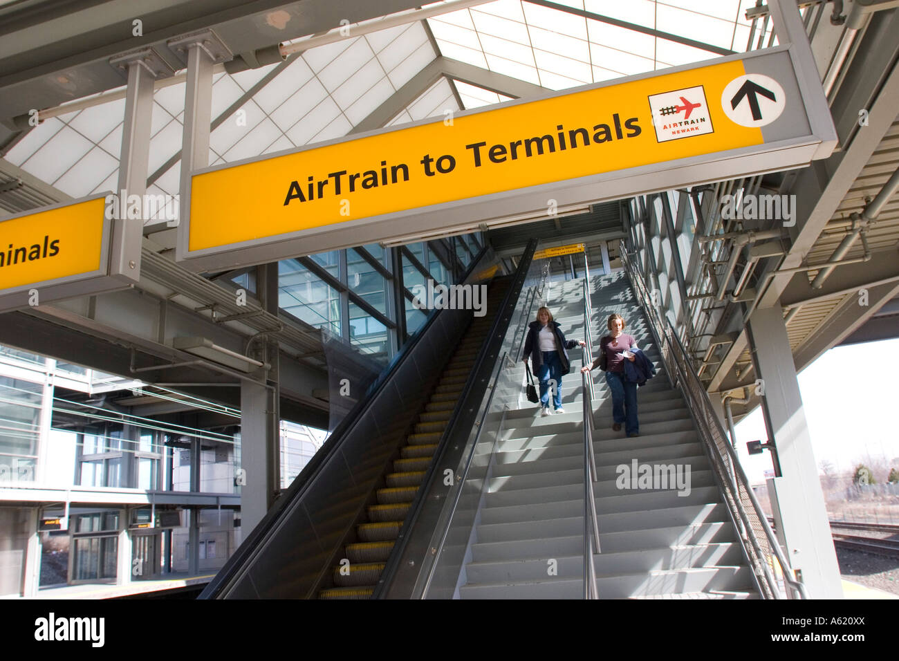 Sign AirTrain to airport Terminals at Newark International Station NJ ...