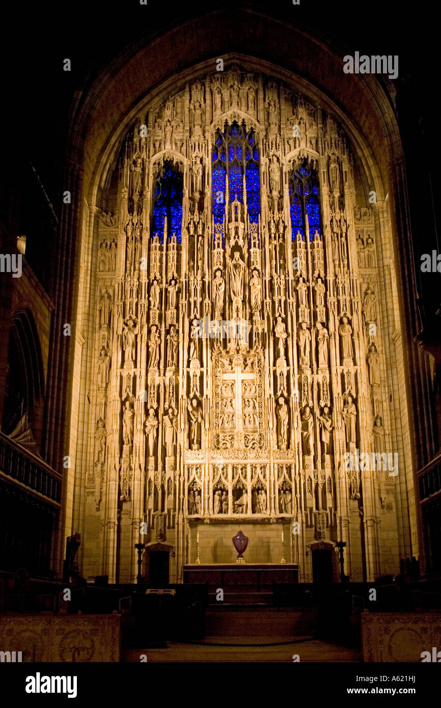 The High Altar and Reredos St Thomas Church Fifth Avenue New York NYC ...