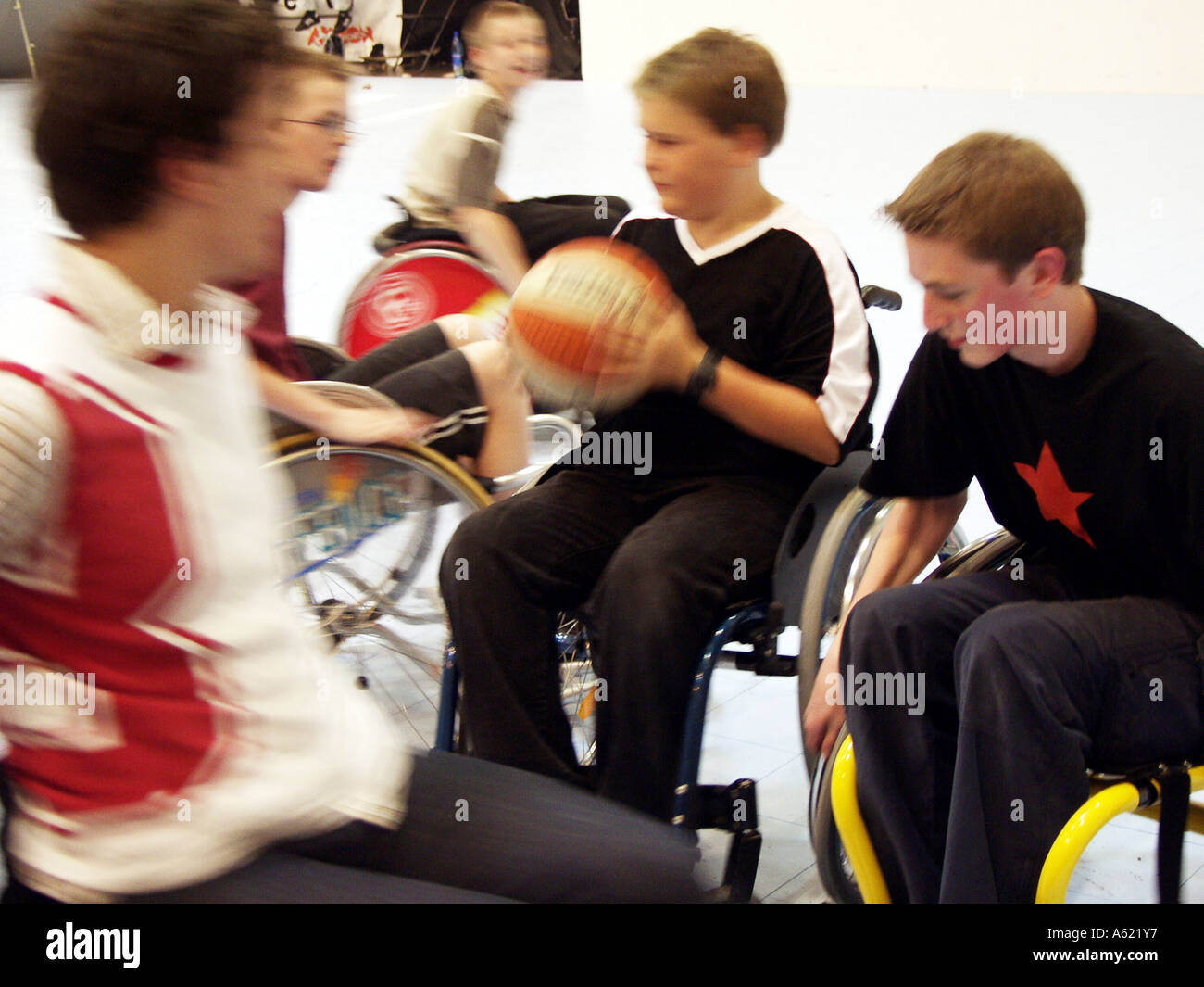Wheelchair basketball children hi-res stock photography and images - Alamy