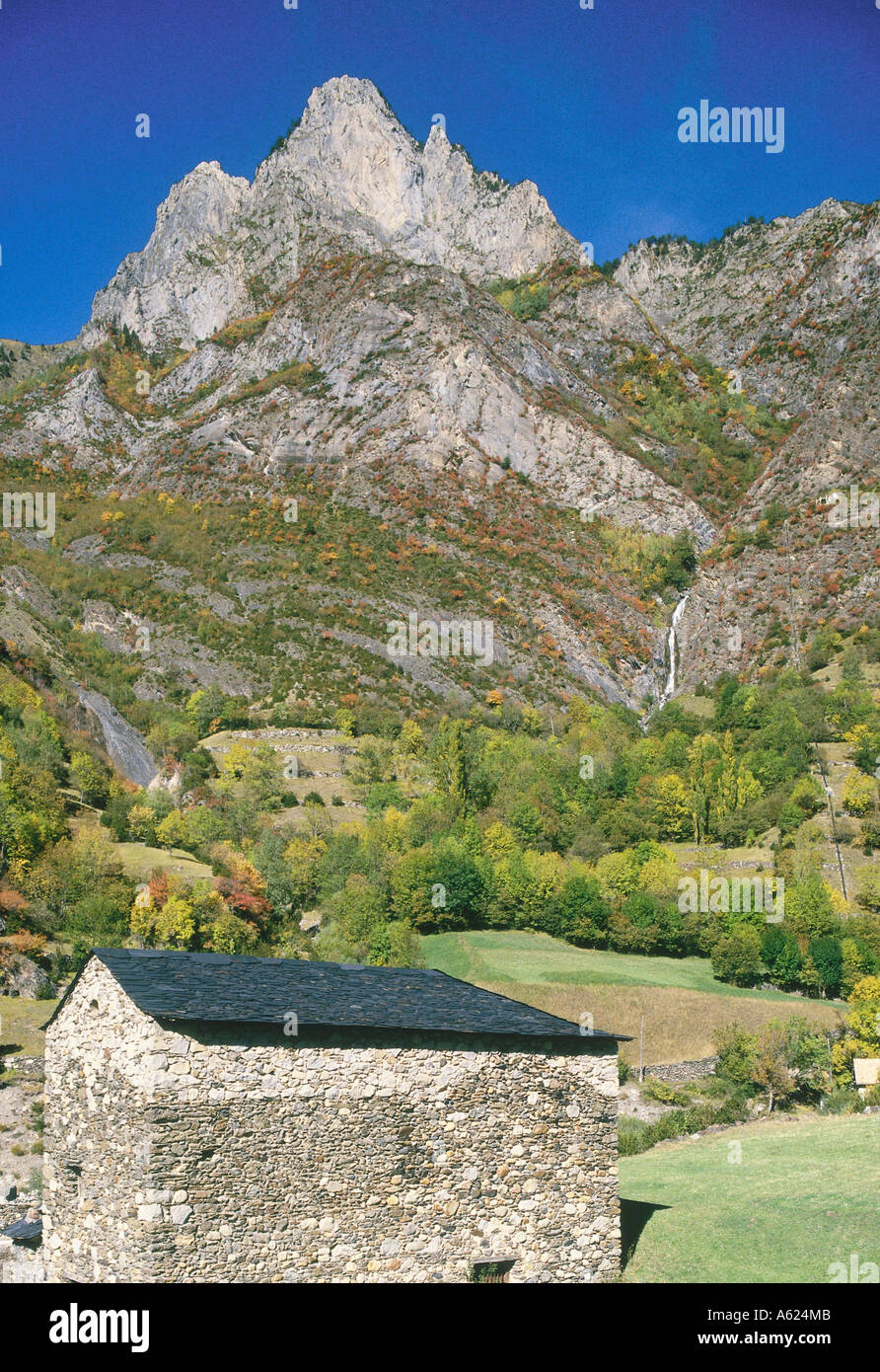 Benasque valley huesca spain hi-res stock photography and images - Alamy