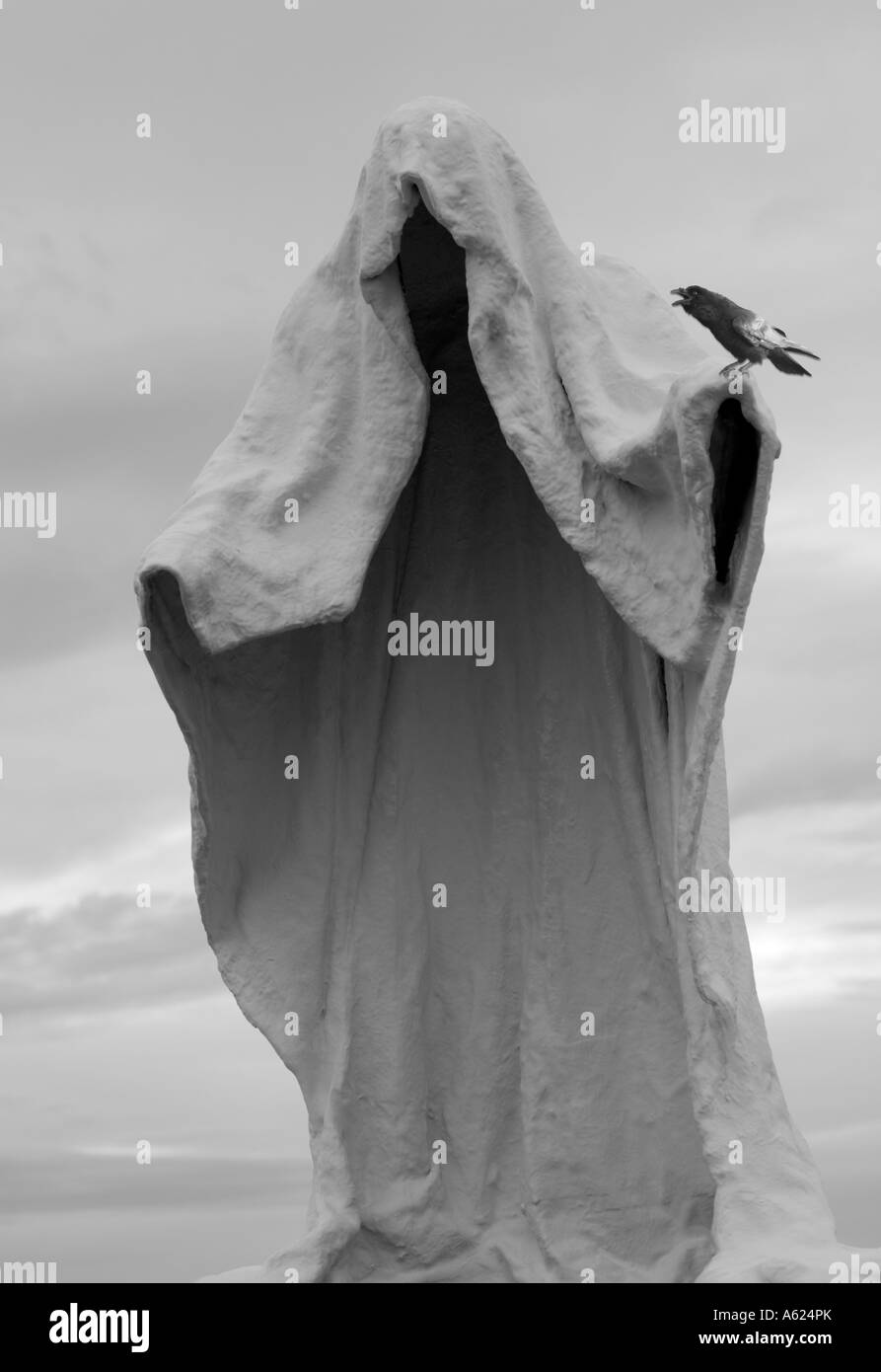 Nevermore hi-res stock photography and images - Alamy