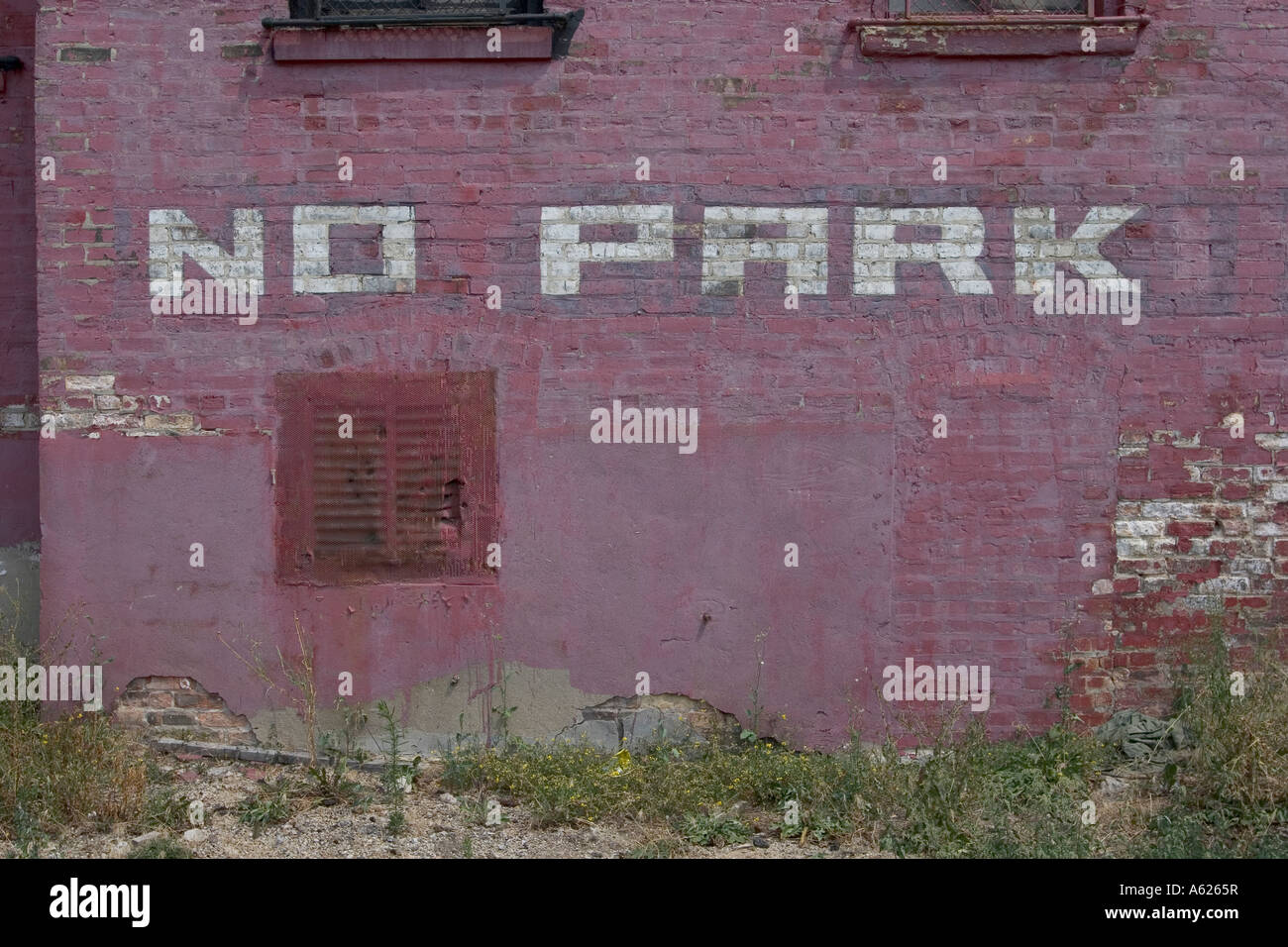 Sign: No Park Stock Photo - Alamy