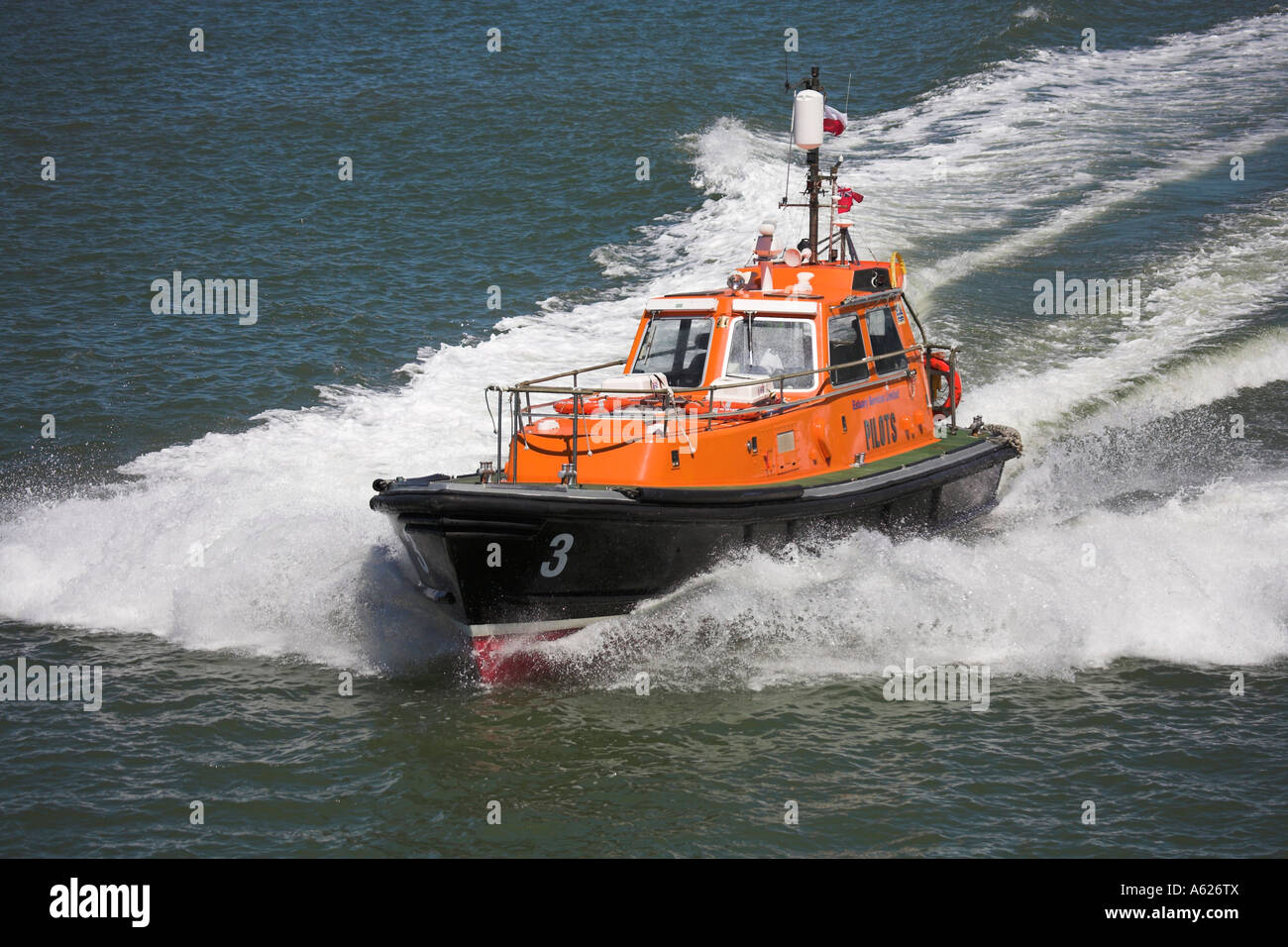 Medway pilot boat Stock Photo - Alamy