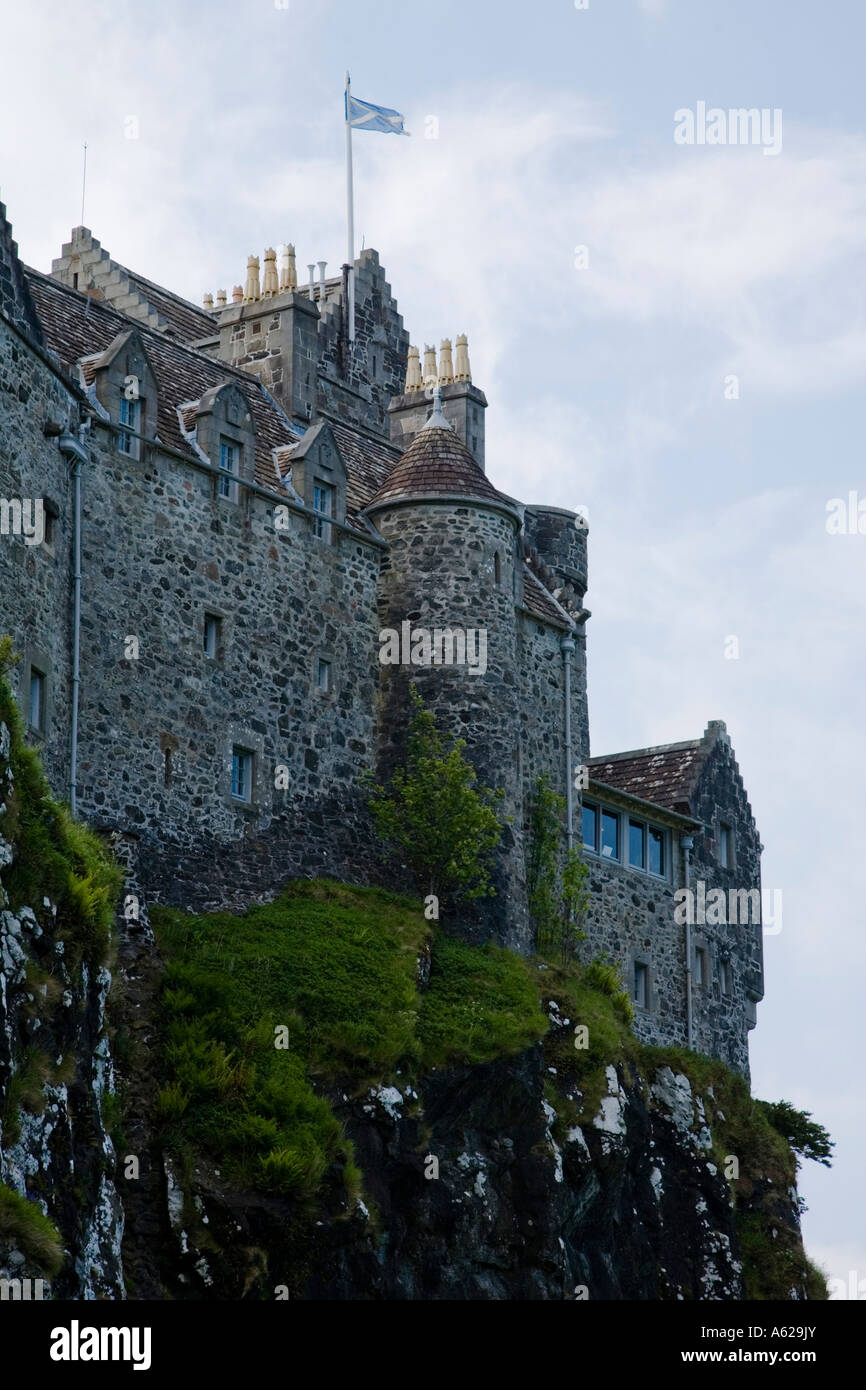 Clan maclean hi-res stock photography and images - Alamy