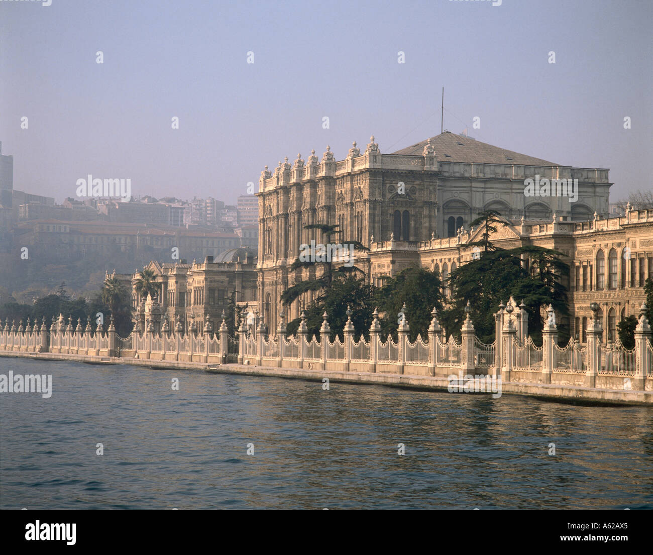 Palace at waterfront, DolmabahÁe Palace, Istanbul, Turkey Stock Photo ...
