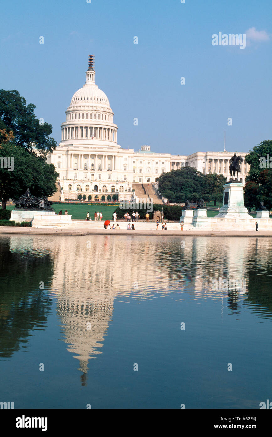 William thornton capitol building hi-res stock photography and images ...