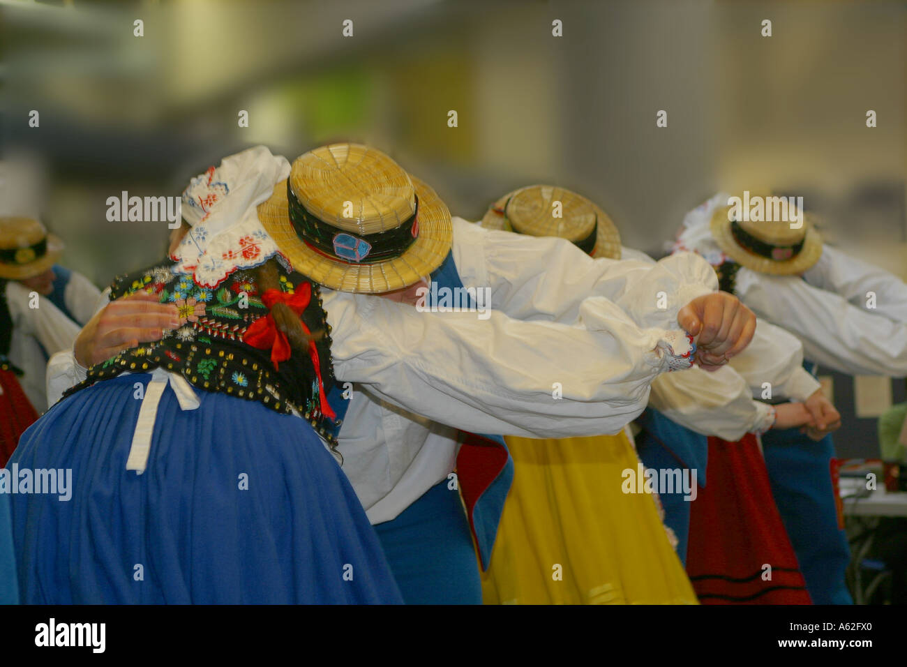 Ukrainian folk Dancing; Ukraine Stock Photo - Alamy