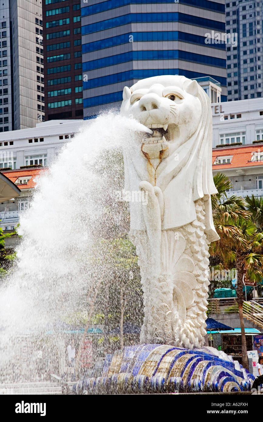Merlion statue, Singapore Stock Photo - Alamy
