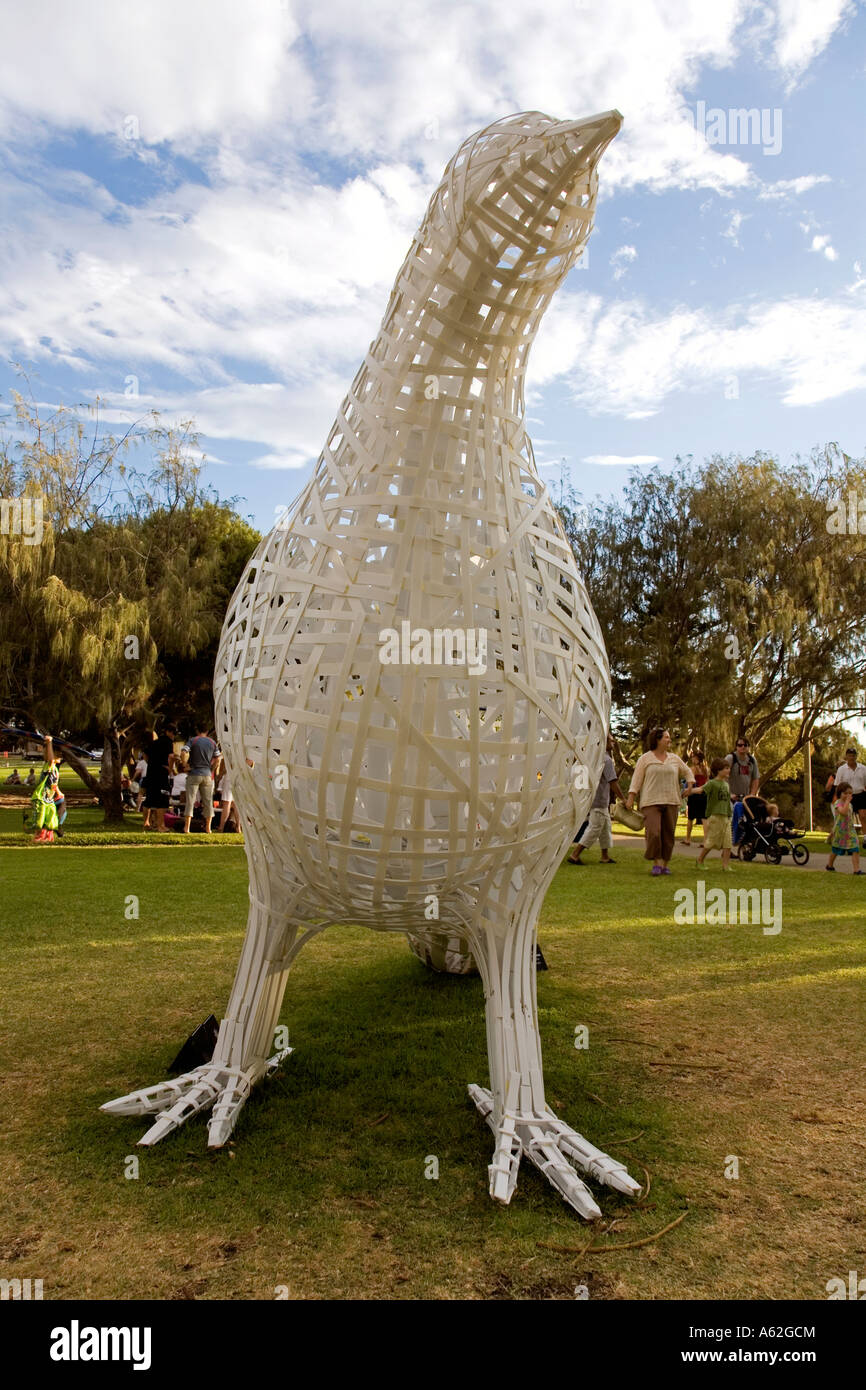 Perth bird sculpture hi-res stock photography and images - Alamy