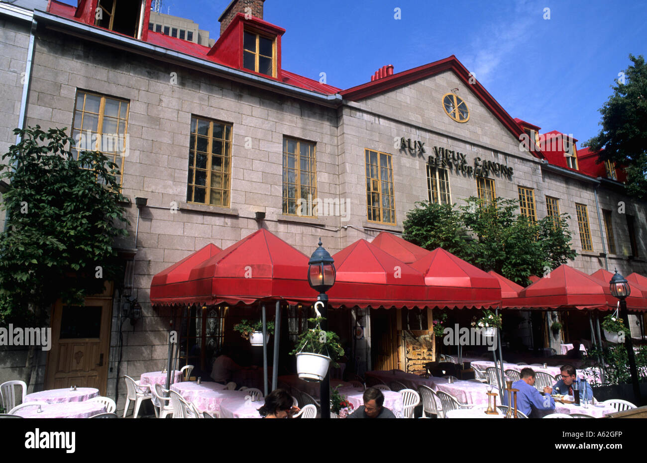 Great outdoor cafe called Aux Vieux Canons Restaurant in Quebec City ...